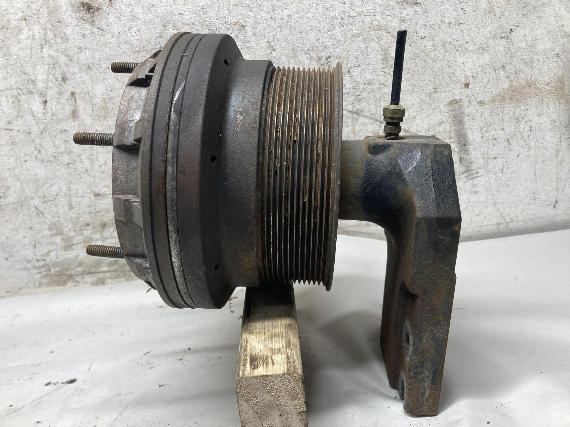 F17-1819M01 | Paccar MX13 Engine Fan Clutch for Sale
