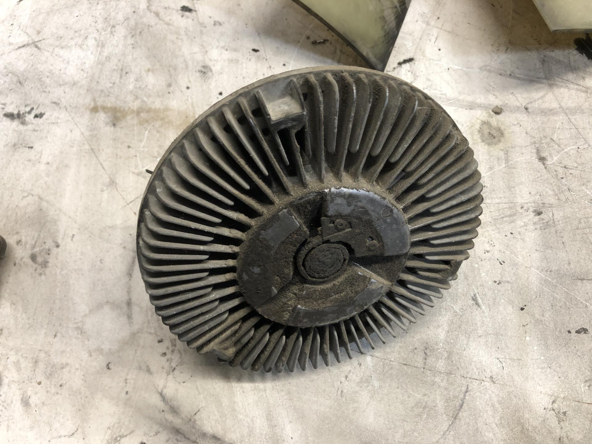 International VT365 Engine Fan Clutch for Sale