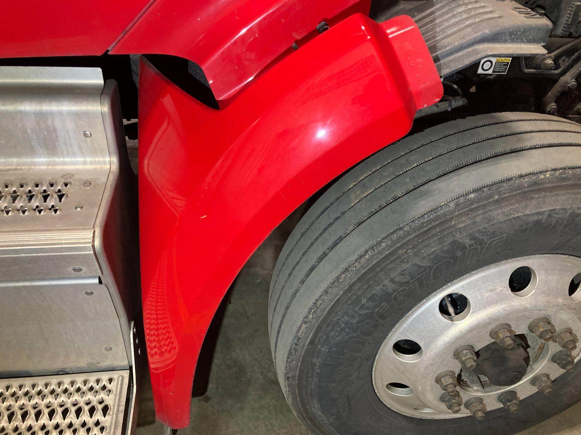 N35-6010 | Peterbilt 579 Fender for Sale