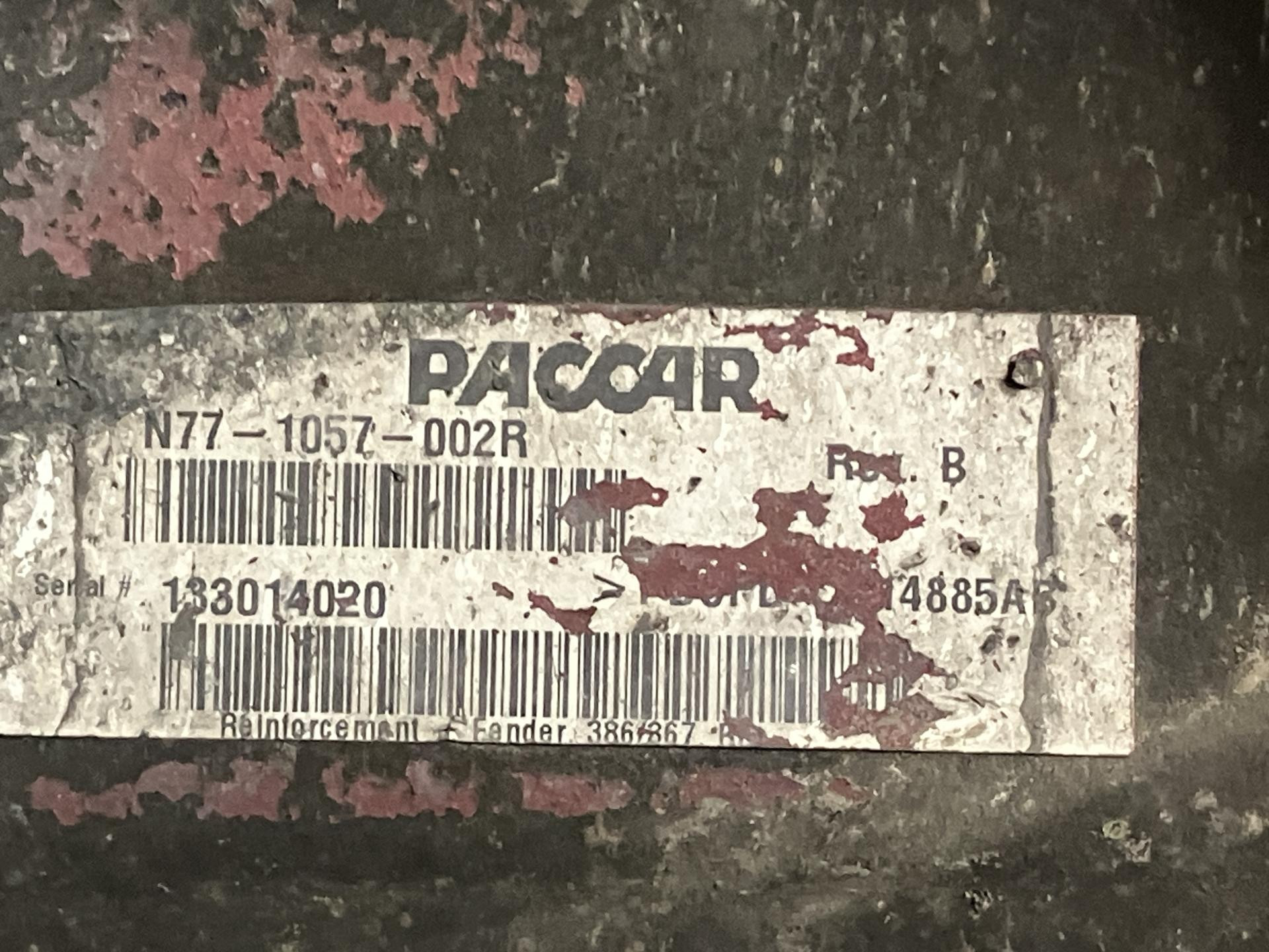 N77-1057-002R | Peterbilt 579 Fender for Sale