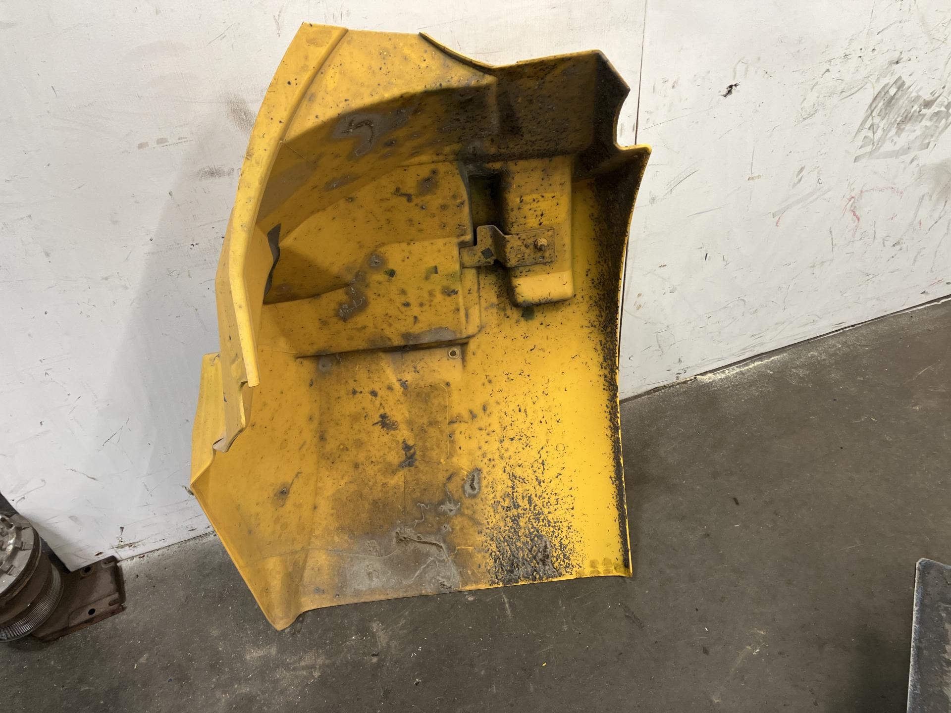 3566716C4 | International DURASTAR (4300) Fender for Sale