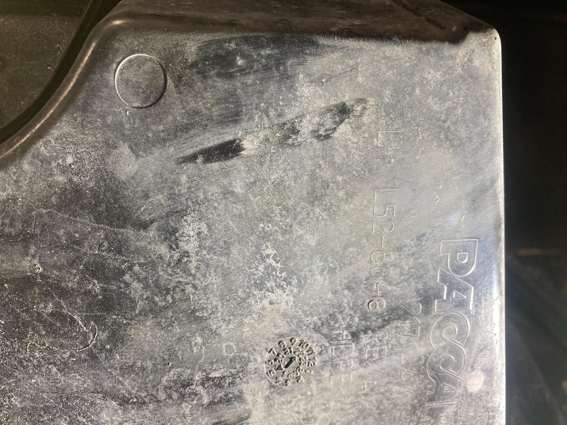 L52-6048 | Peterbilt 579 Inner Fender for Sale