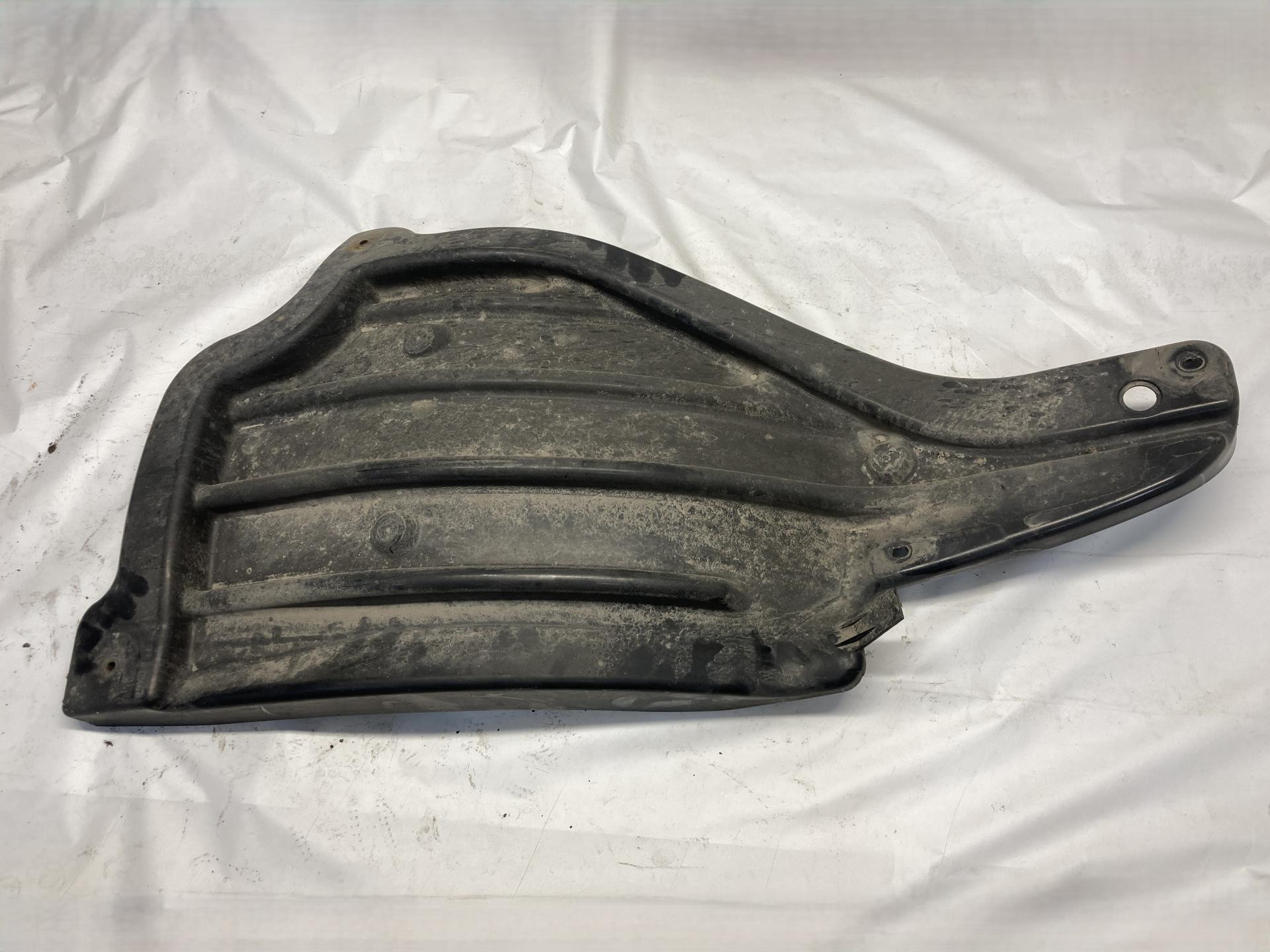 17-20371-003 | Freightliner CASCADIA Inner Fender for Sale