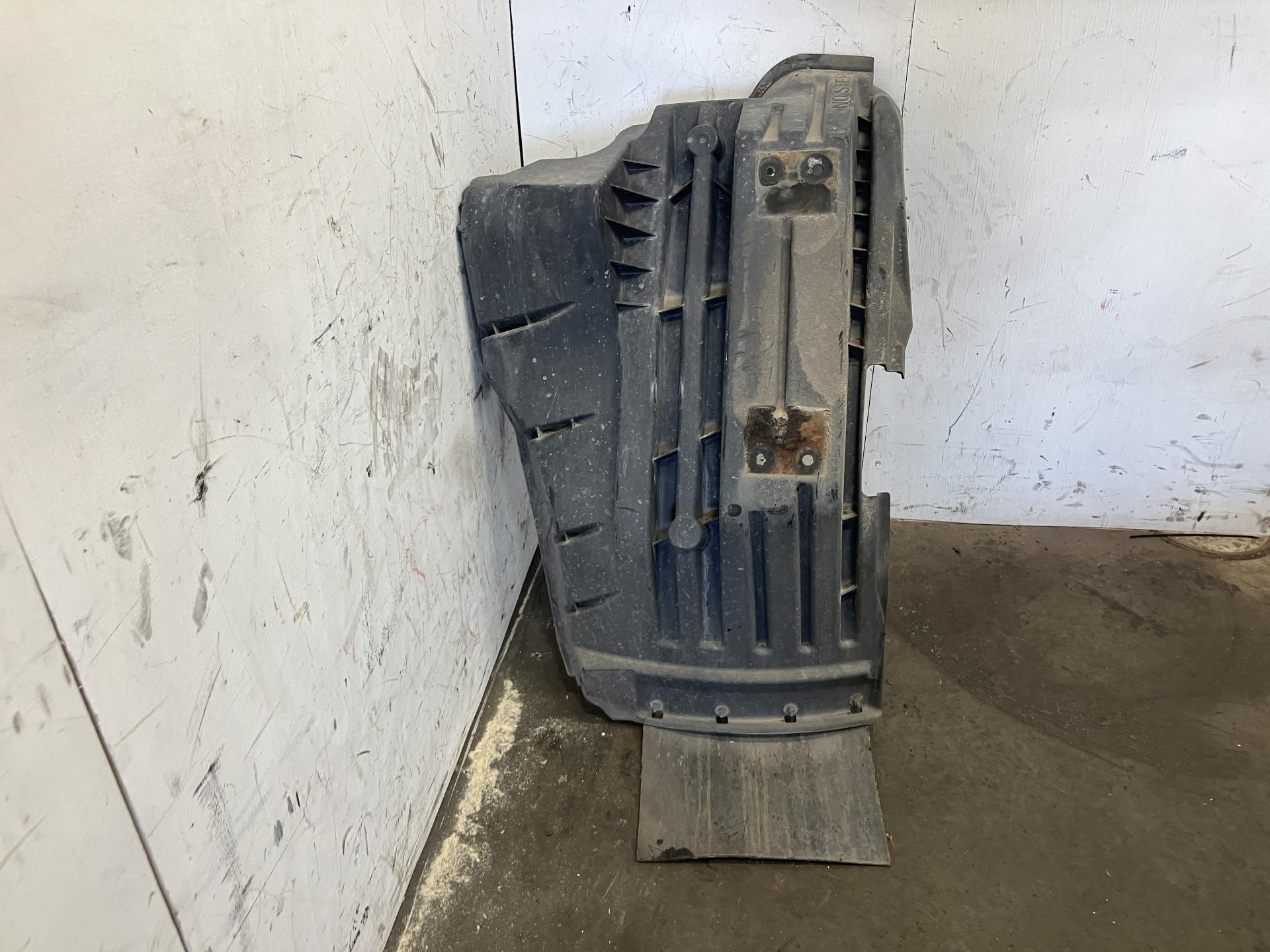 International LT Inner Fender for Sale