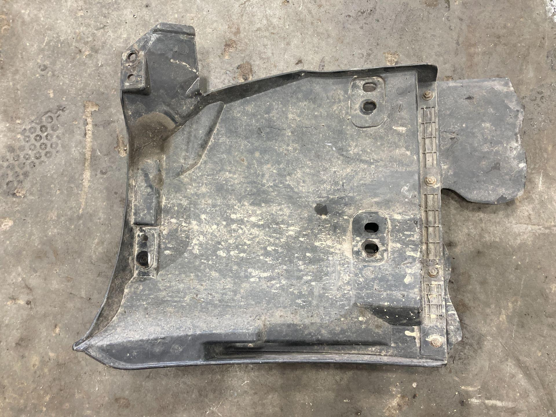 Isuzu NPR Inner Fender for Sale