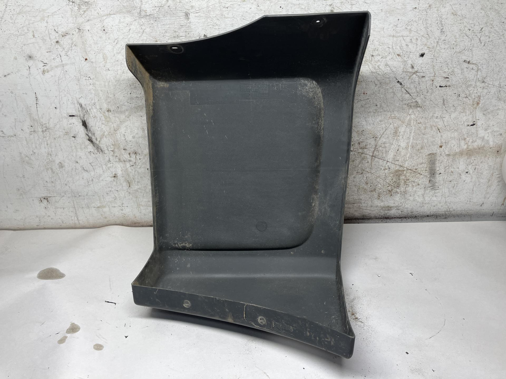 4054654 | International LT Fender for Sale