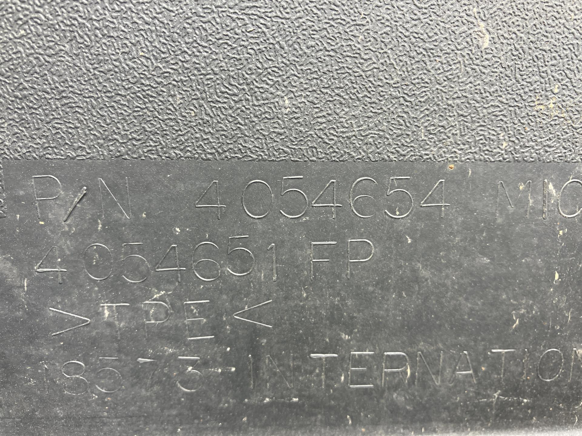 4054654 | International LT Fender for Sale