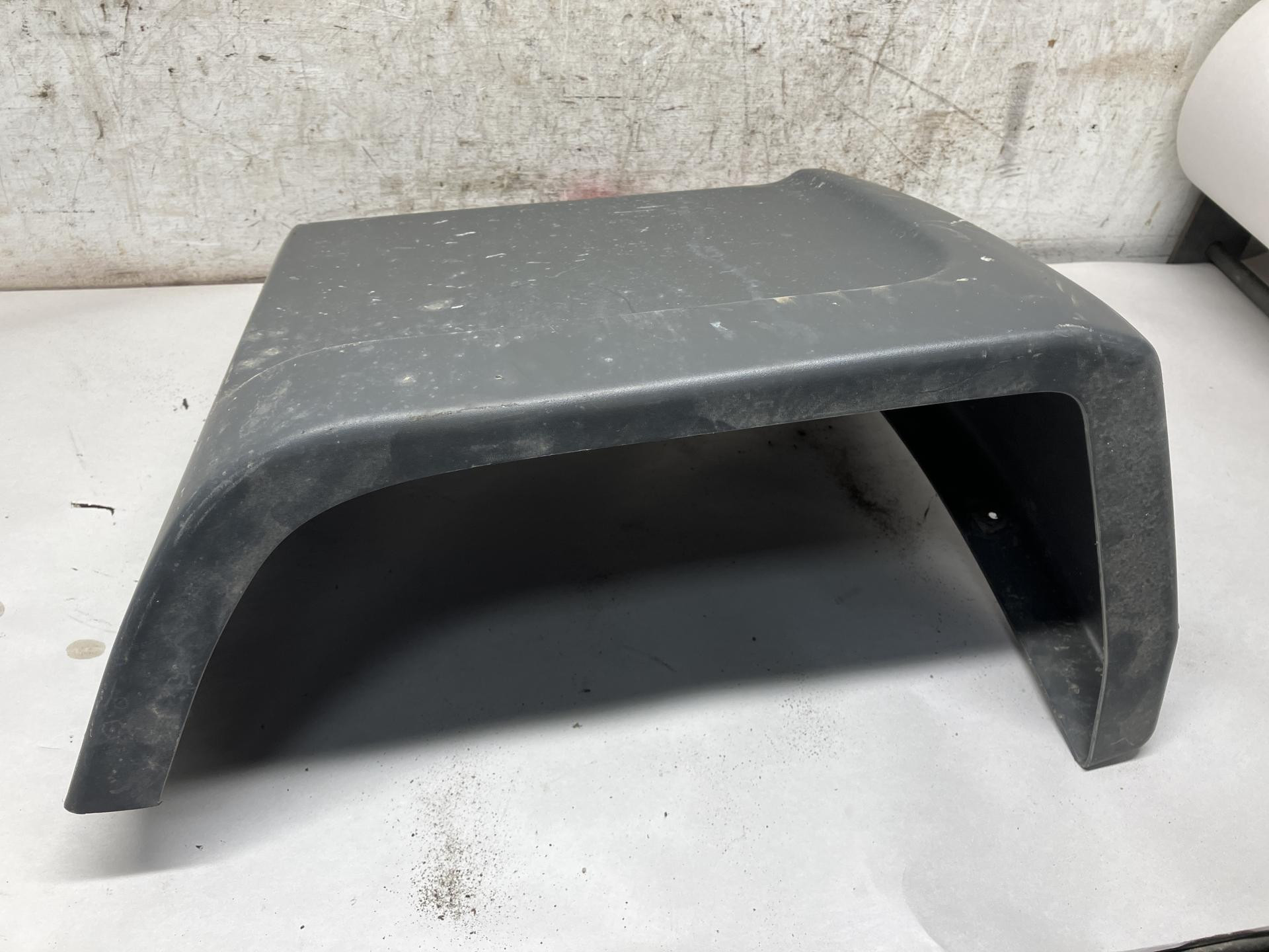 4054654 | International LT Fender for Sale