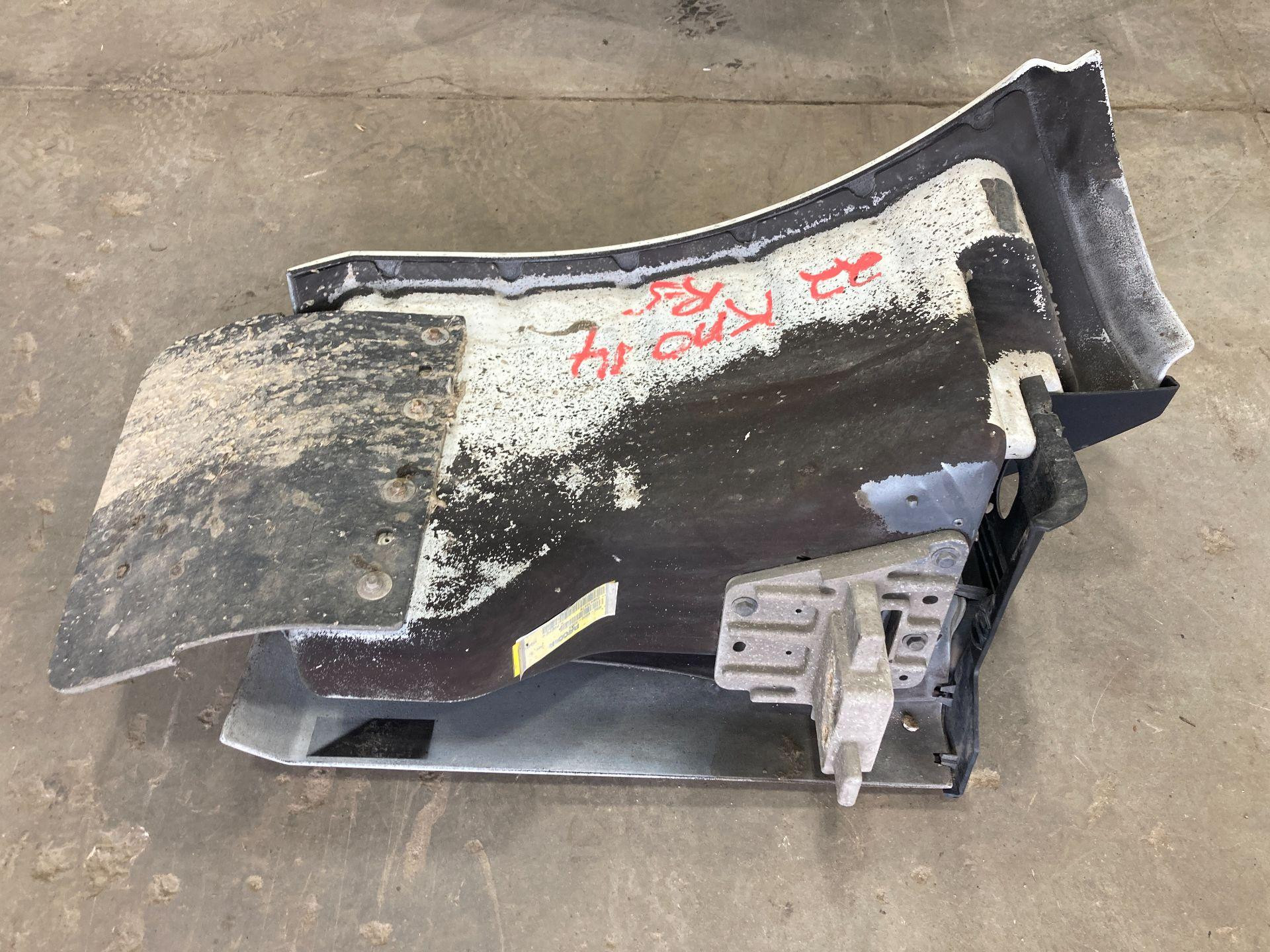 N35-6020-300R | Kenworth W990 Fender for Sale