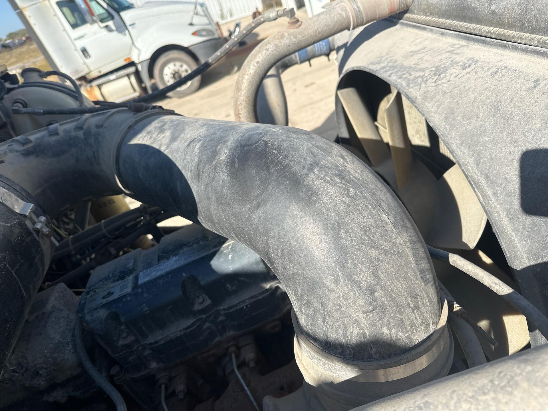 Mack CH600 Air Transfer Tube for Sale