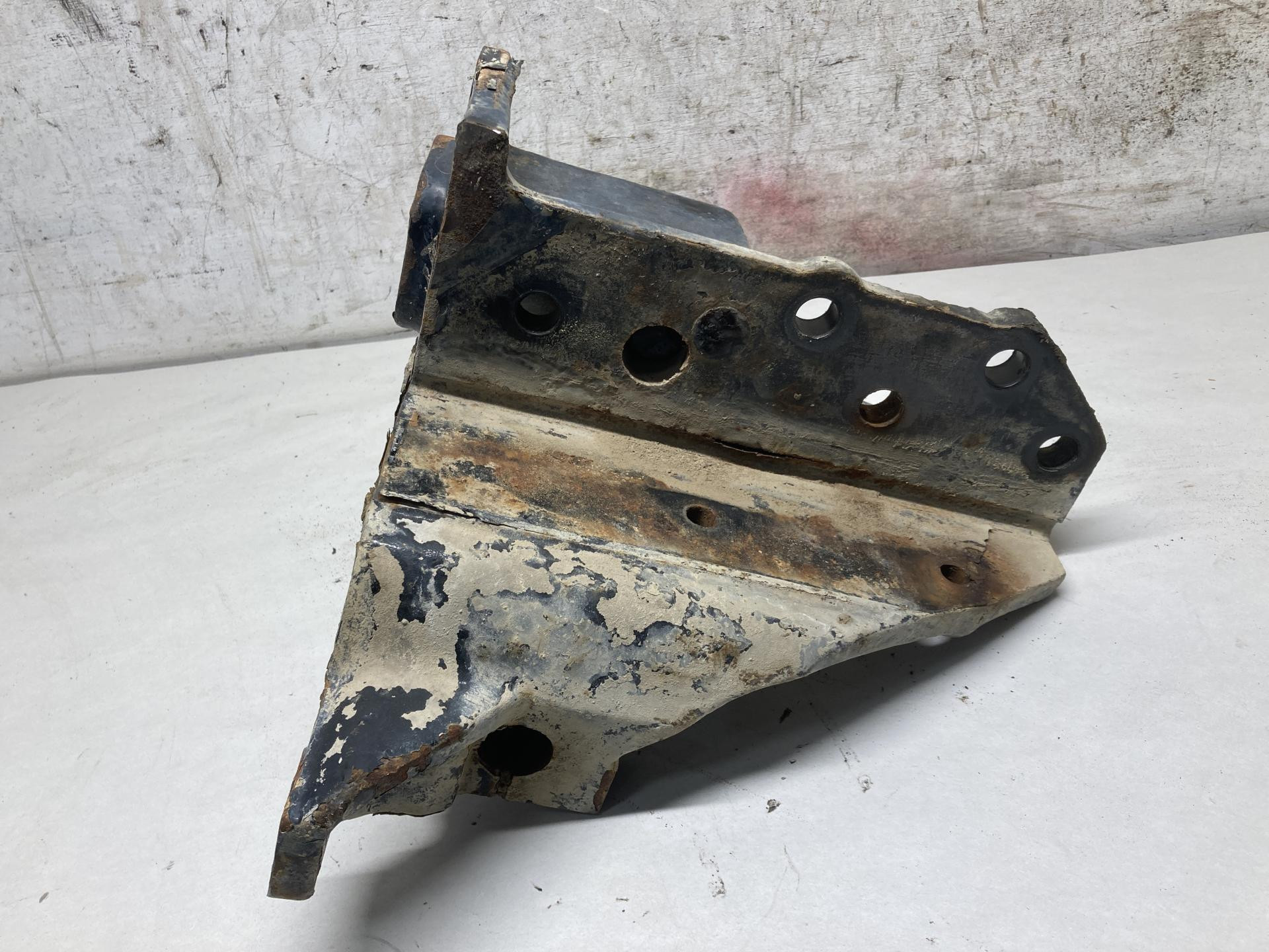 K058-374R | Kenworth W900S Frame Horn for Sale