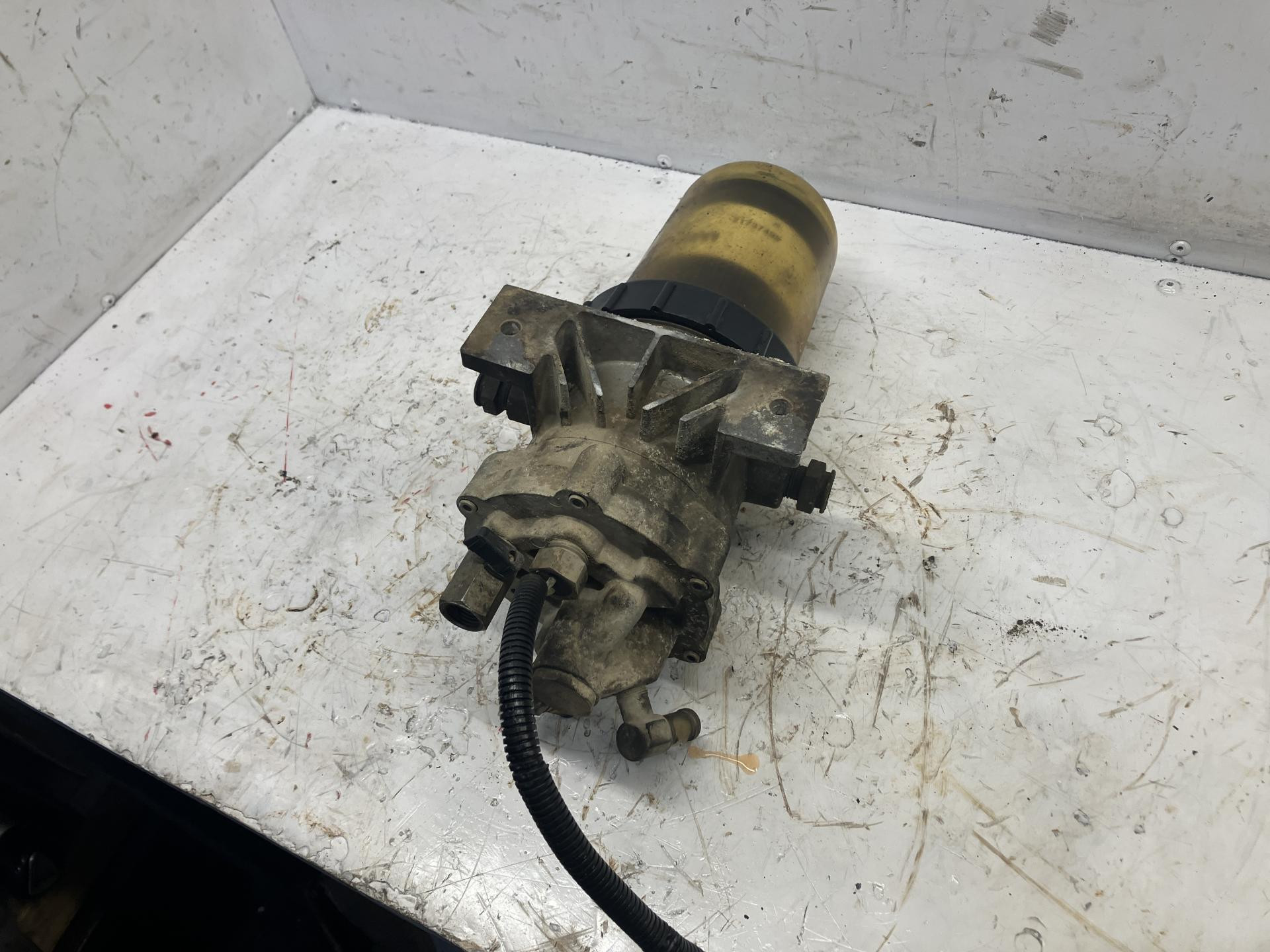Volvo D13 Fuel Filter Assembly for Sale