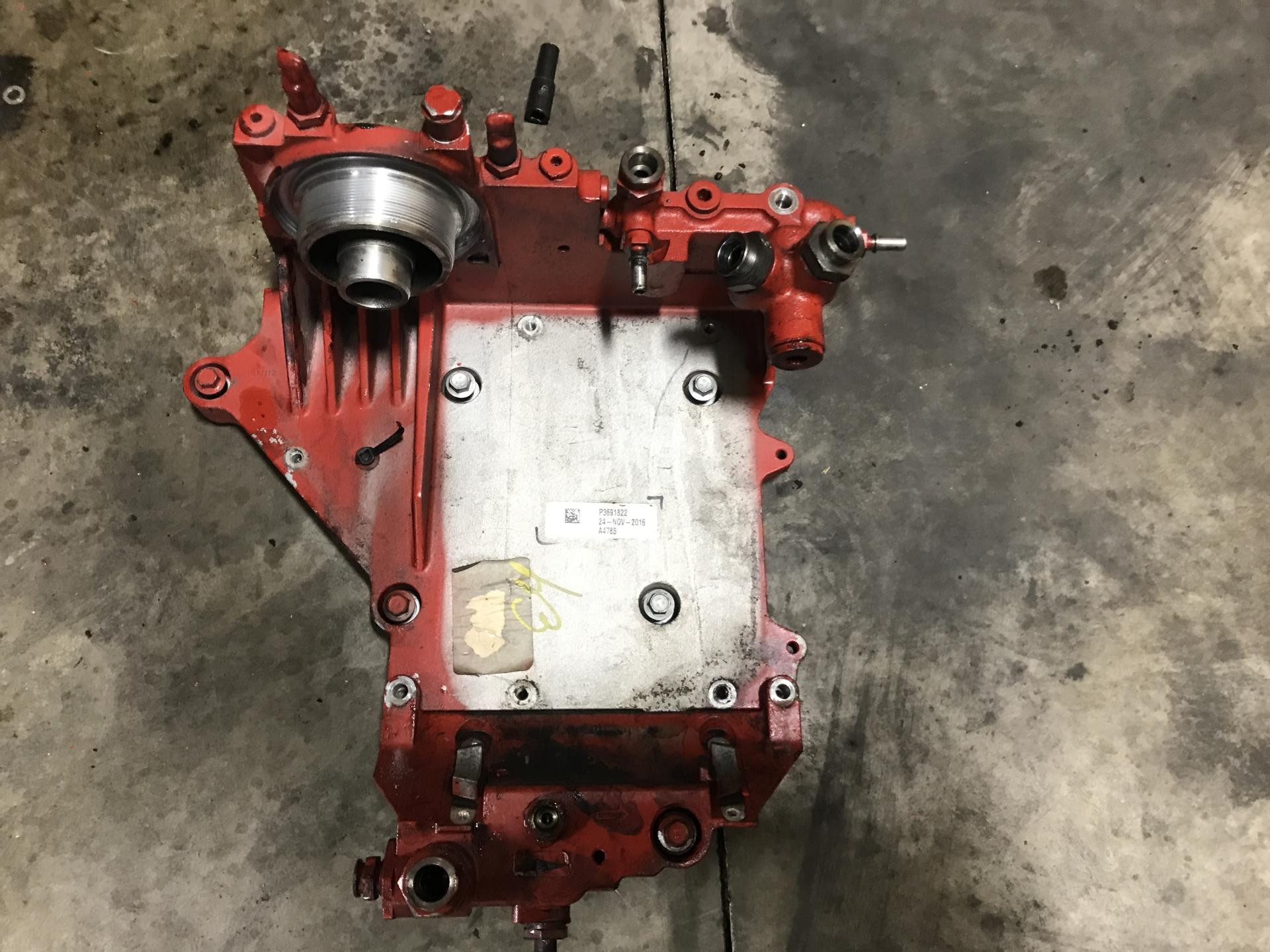 Cummins X15 Engine Fuel Filter Base for Sale