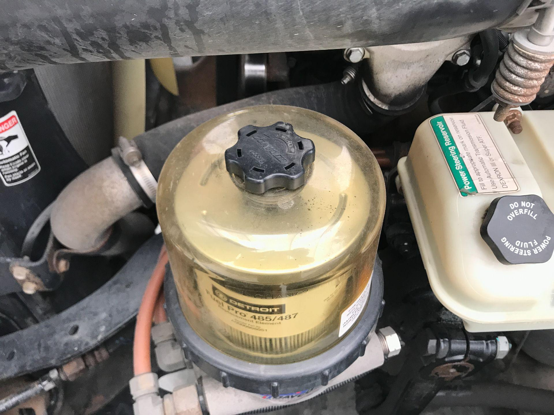 Detroit DD13 Fuel Filter Assembly for Sale