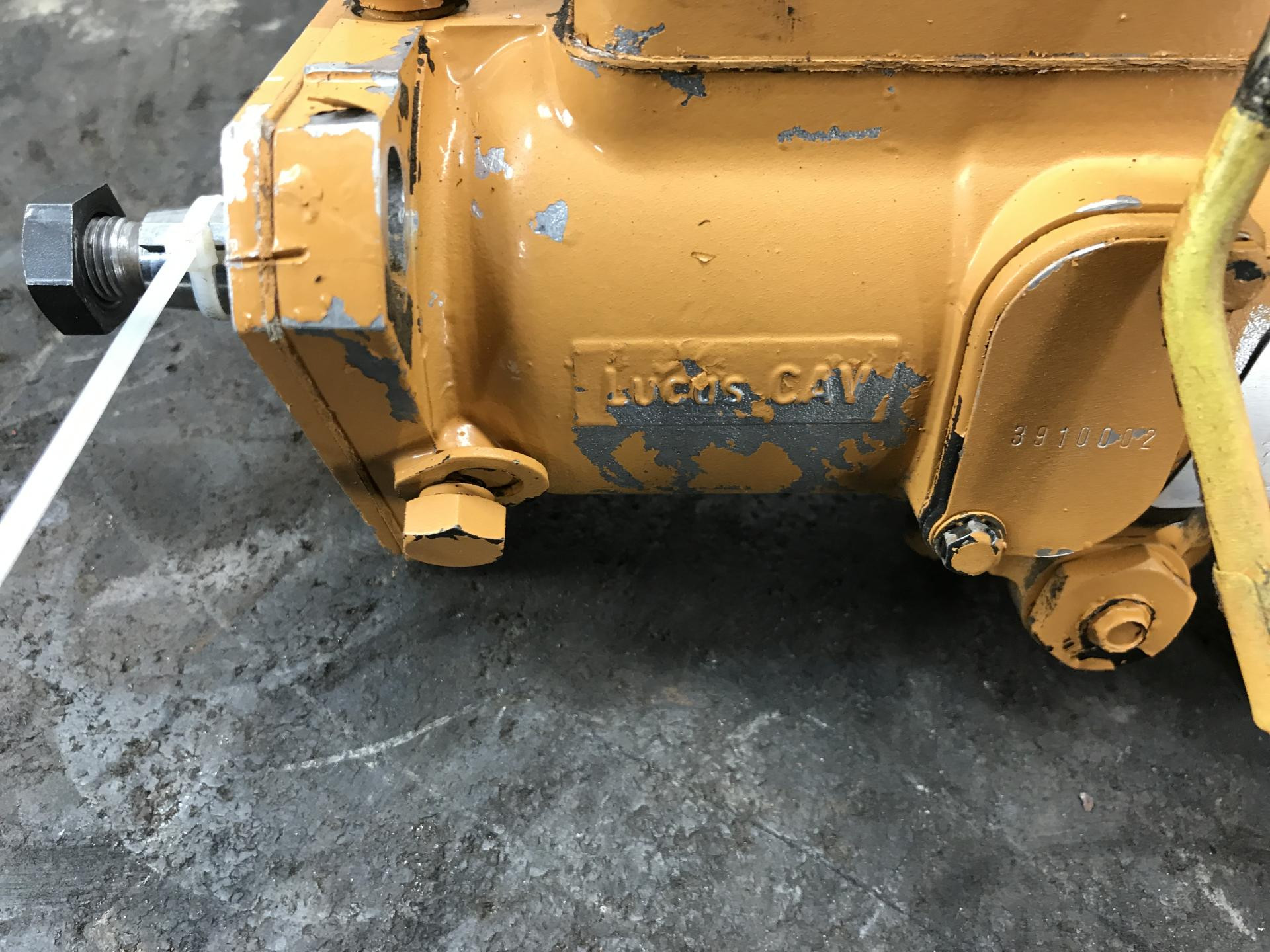 3042-F330 | Case 4-390 Engine Fuel Injection Pump for Sale