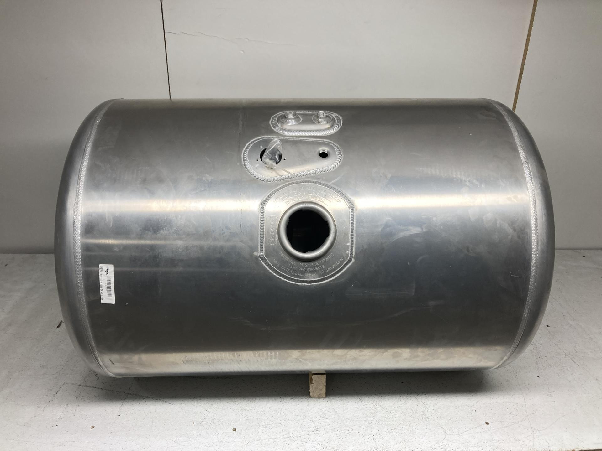 01-06008003 | Peterbilt 378 Fuel Tank for Sale