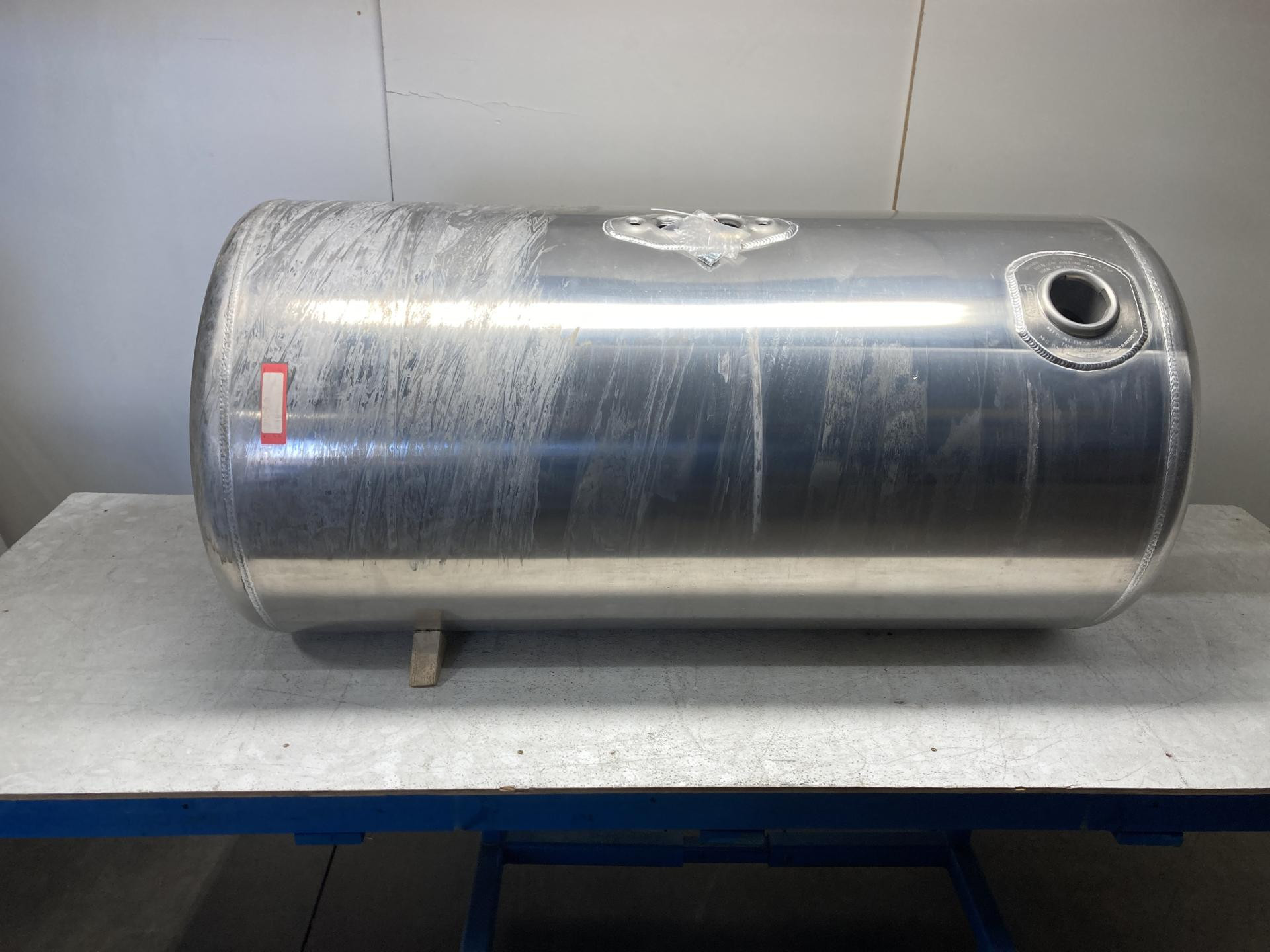 01-06008000 | Peterbilt 353 Fuel Tank for Sale