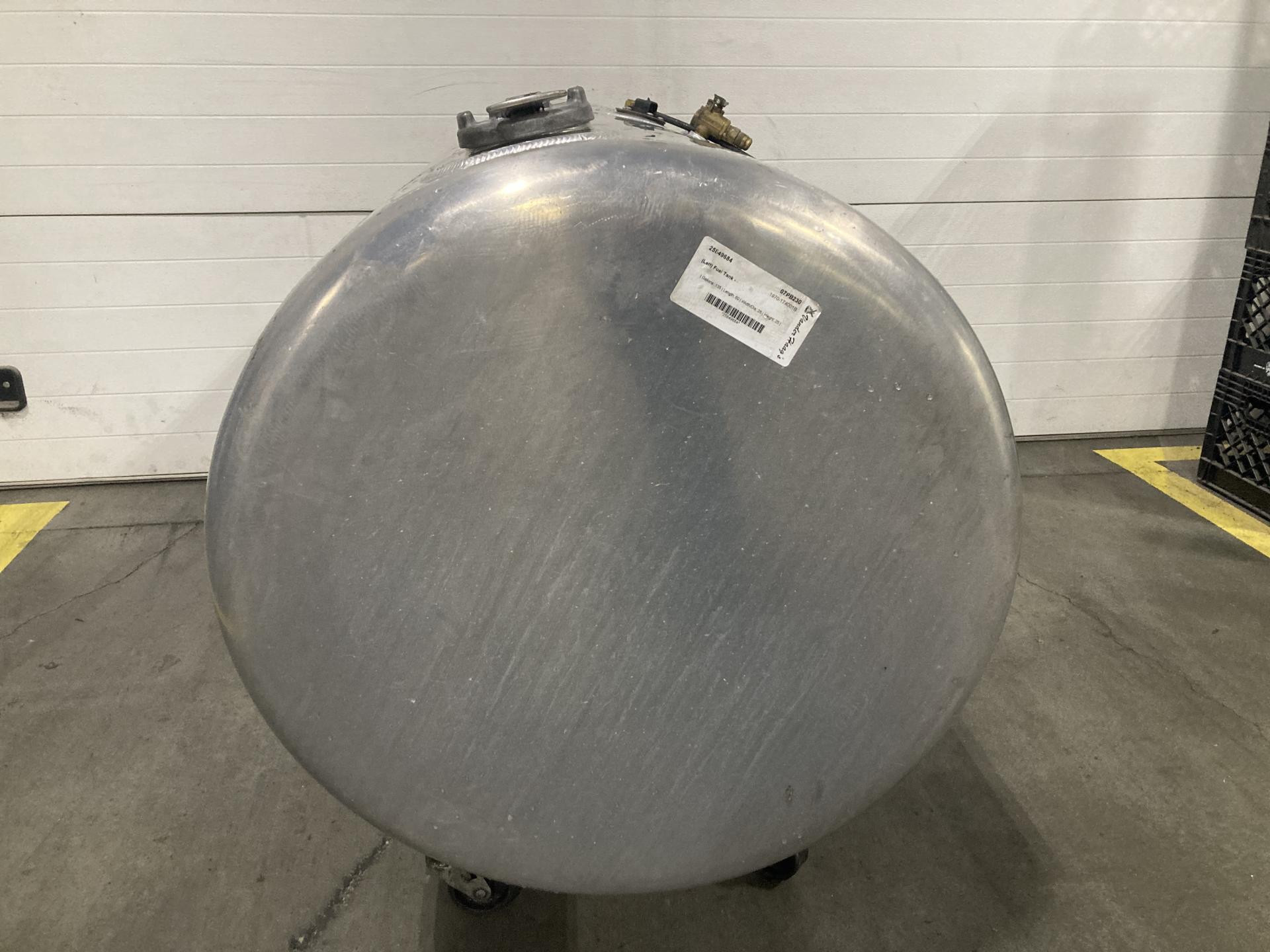 Peterbilt 379 Fuel Tank for Sale