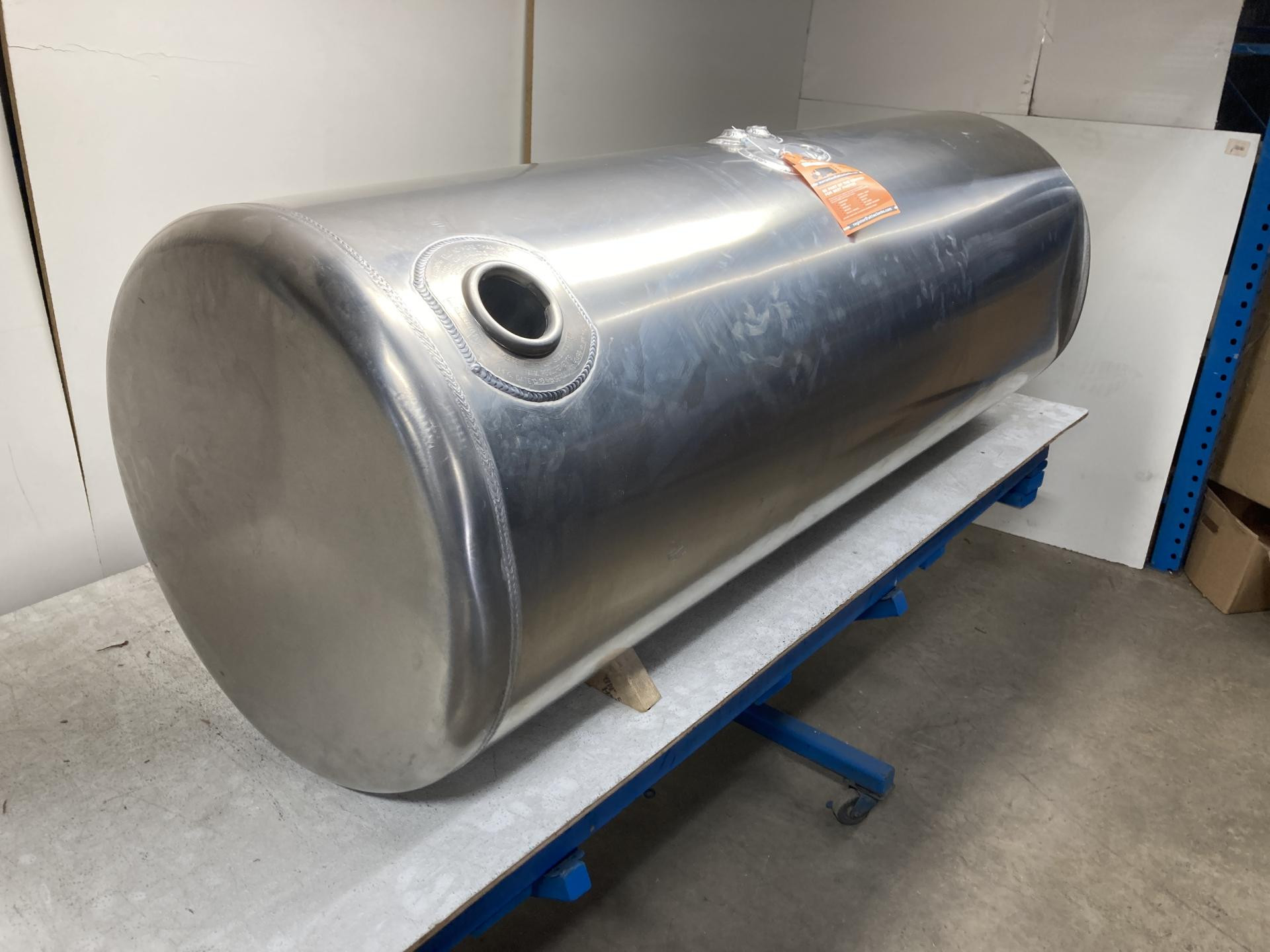 01-060015008 | Peterbilt 379 Fuel Tank for Sale