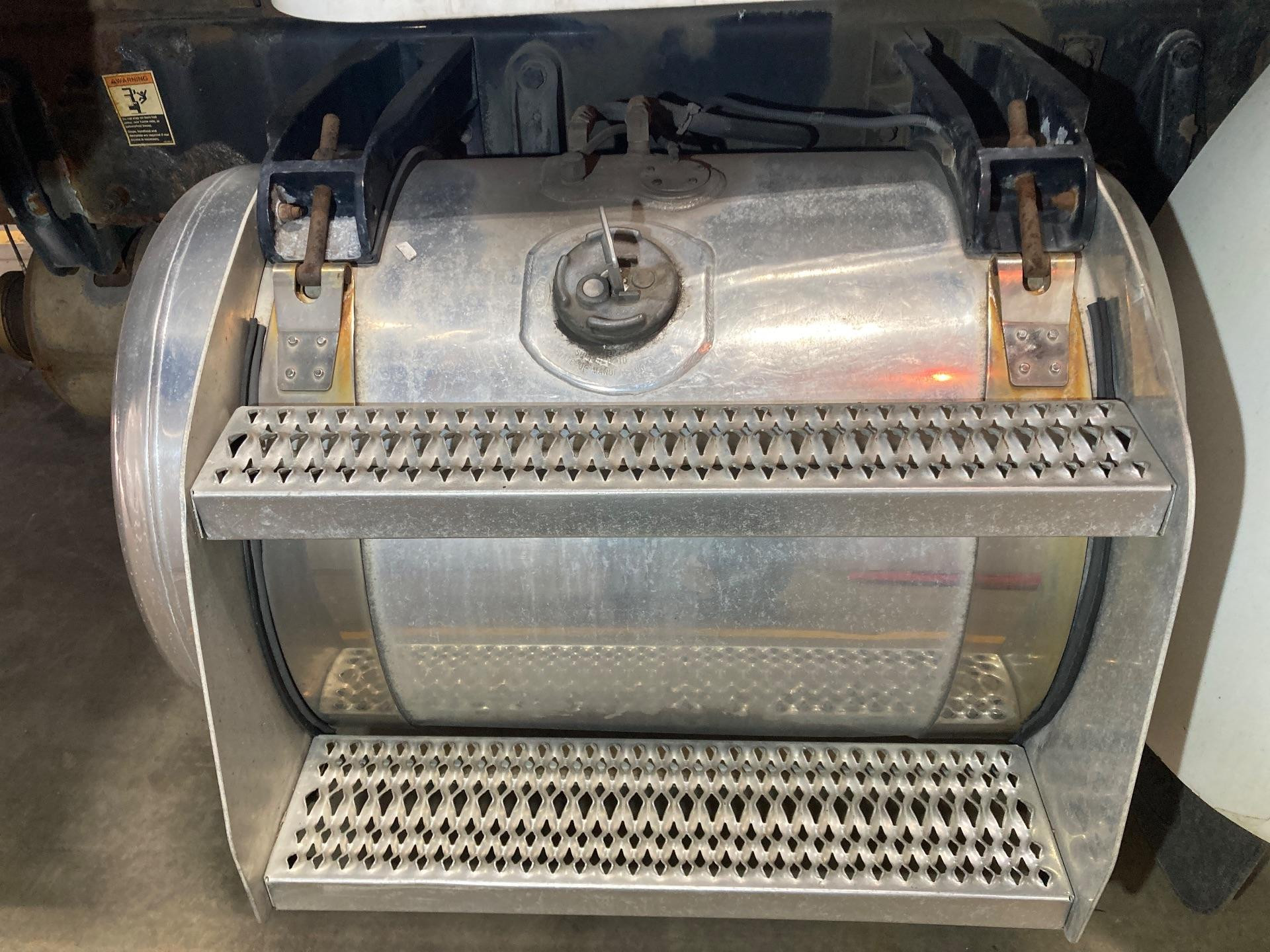 Peterbilt 384 Fuel Tank for Sale