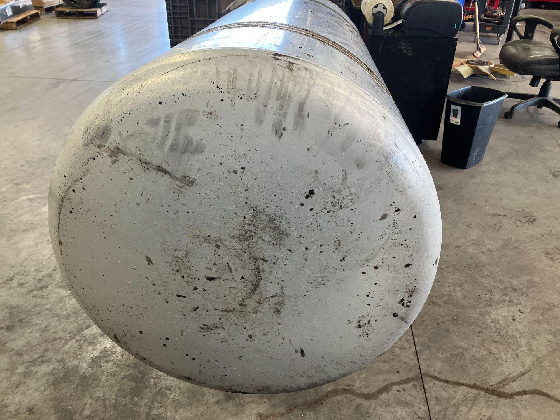 11-04827-072T124U | Peterbilt 387 Fuel Tank for Sale