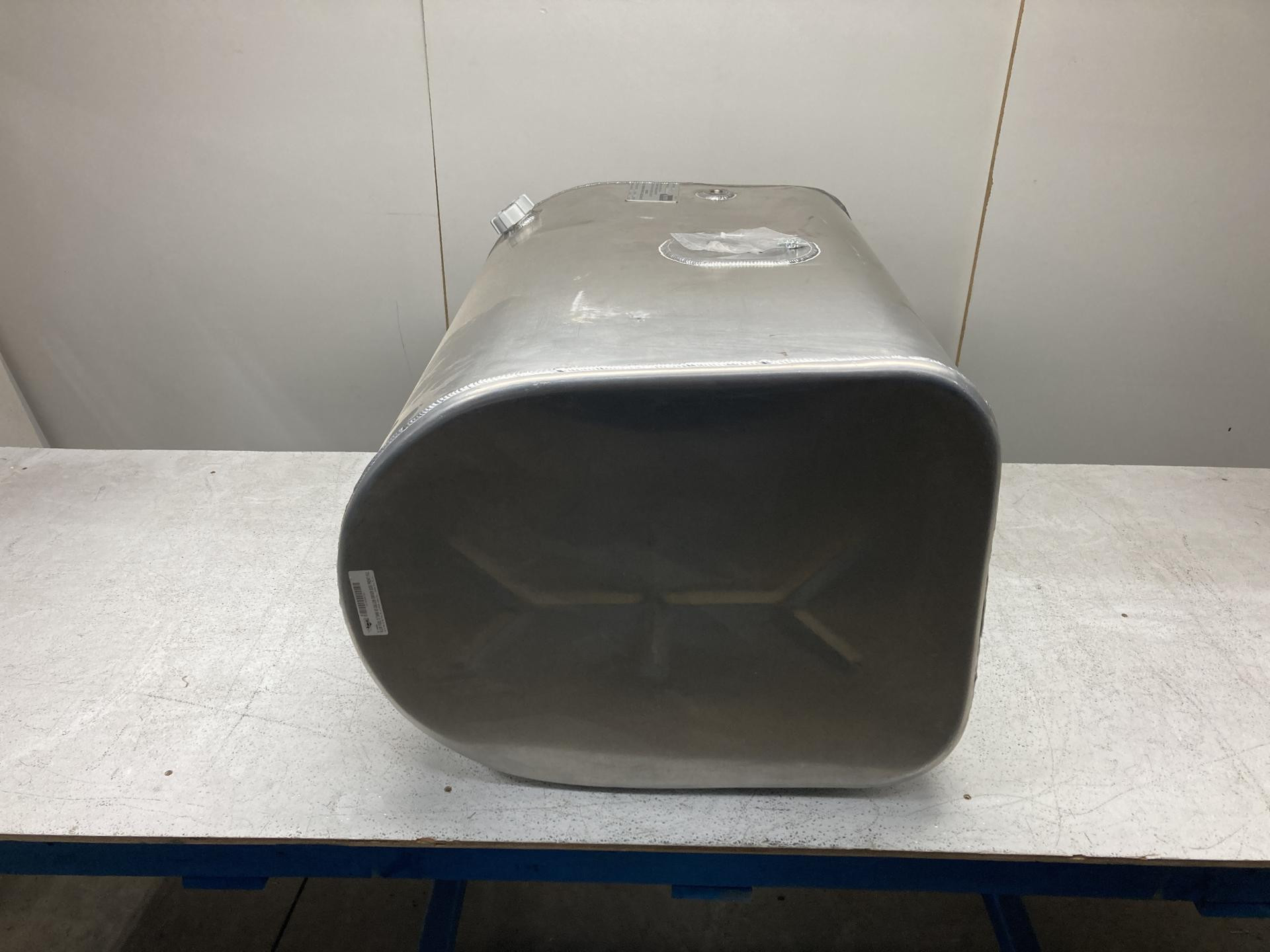 29-06006301 | International 7300 Fuel Tank for Sale