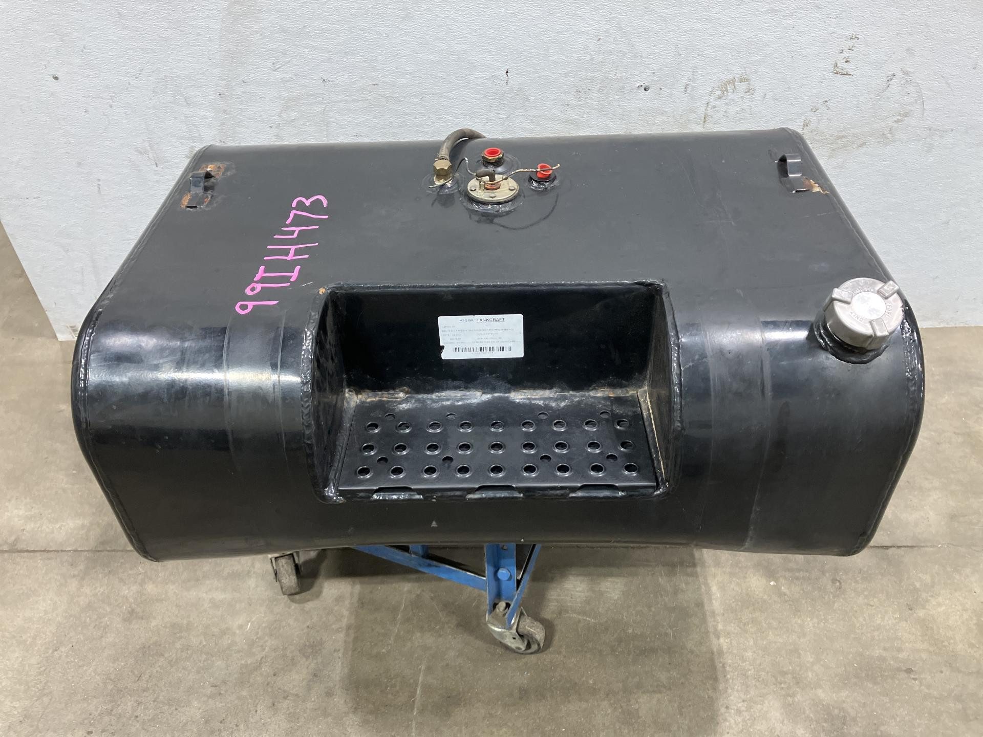 International 4900 Fuel Tank for Sale