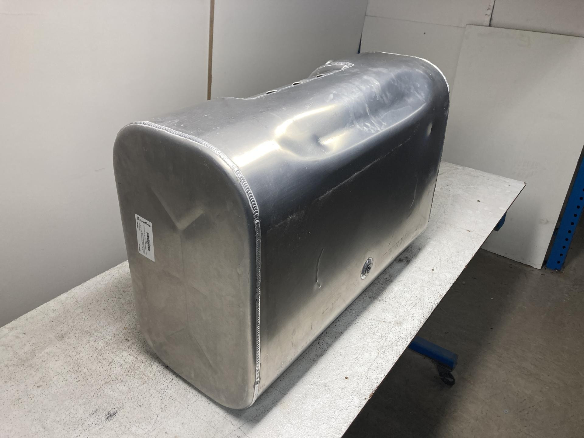 29-06006002 | International 4900 Fuel Tank for Sale