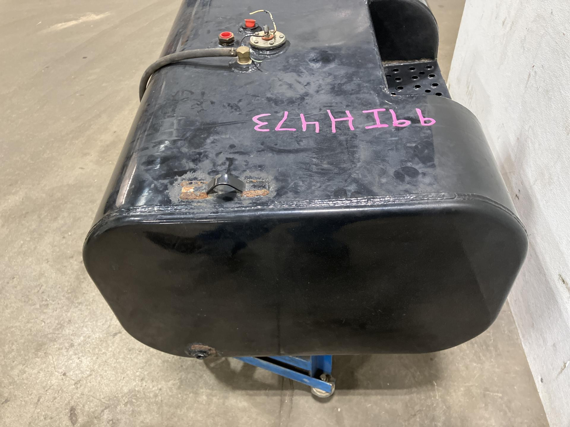 International 4900 Fuel Tank for Sale