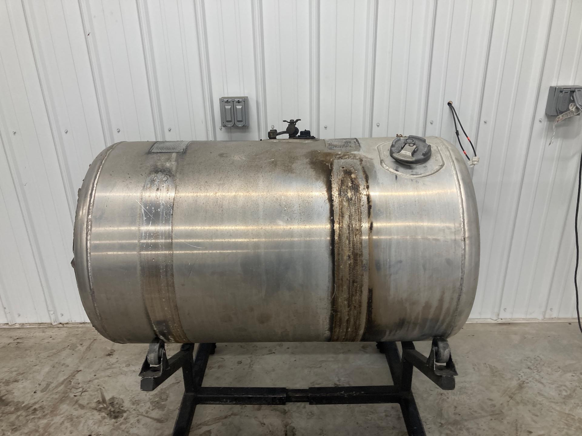Peterbilt 579 Fuel Tank for Sale