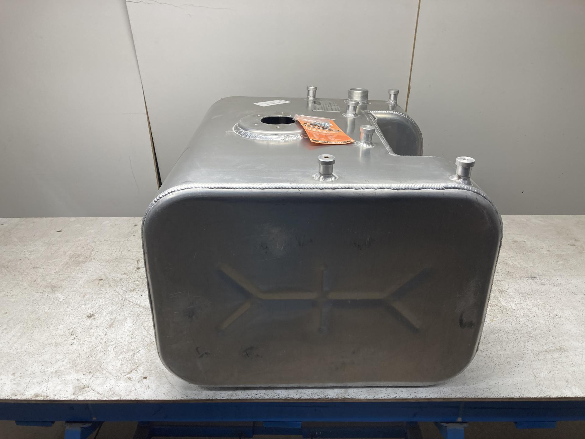12-06005001 | GMC C6500 Fuel Tank for Sale