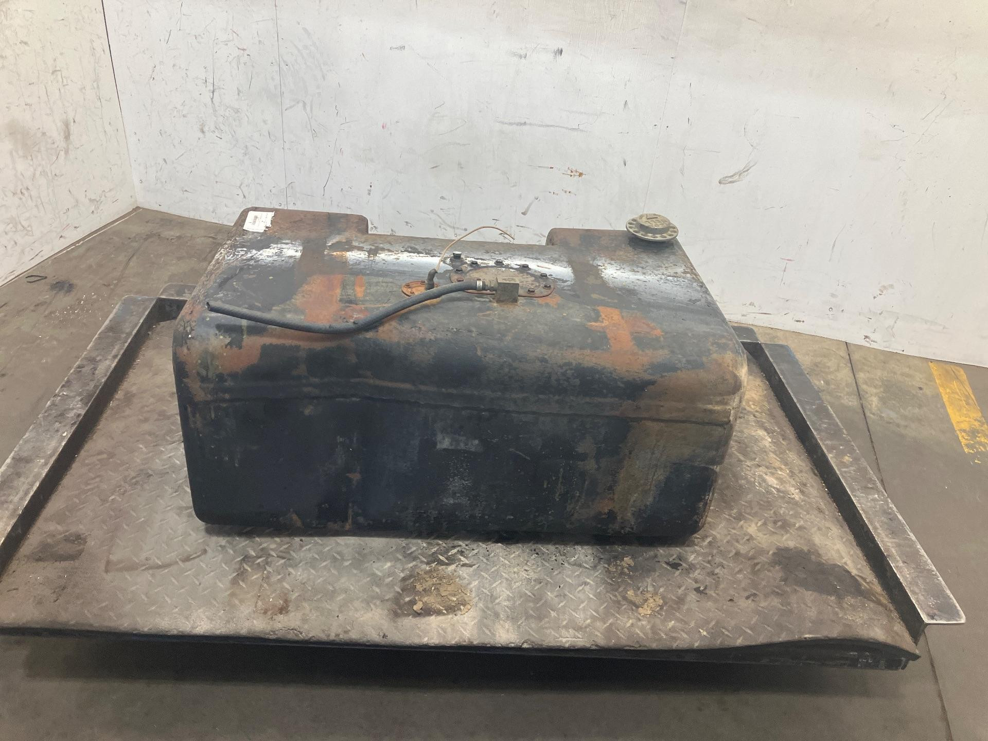 2005524 | Chevrolet C70 Fuel Tank for Sale