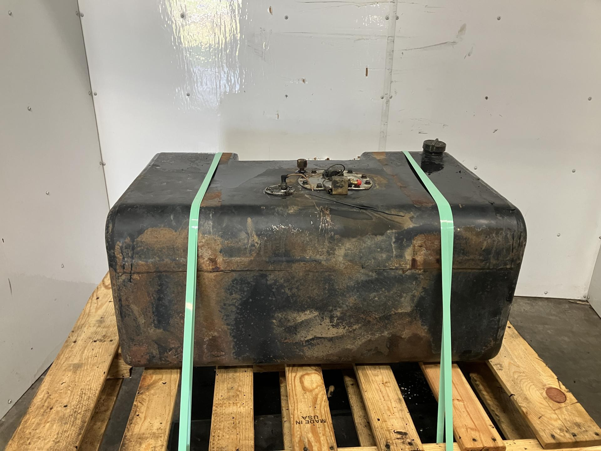 Chevrolet C70 Fuel Tank for Sale