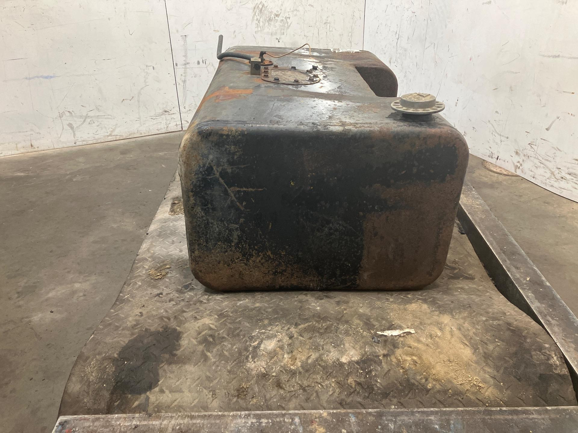 2005524 | Chevrolet C70 Fuel Tank for Sale
