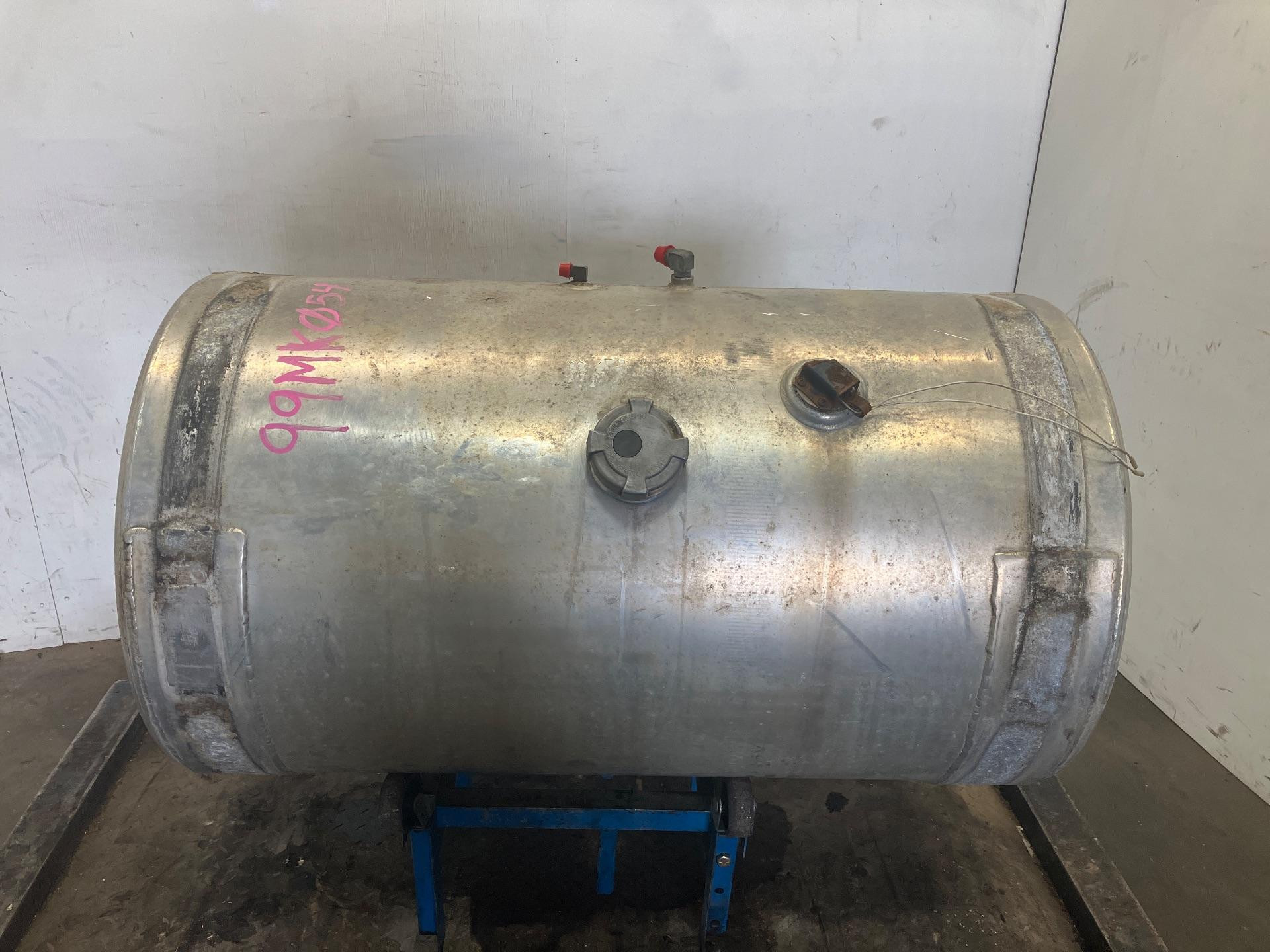 21160381 | Mack CXP Fuel Tank for Sale