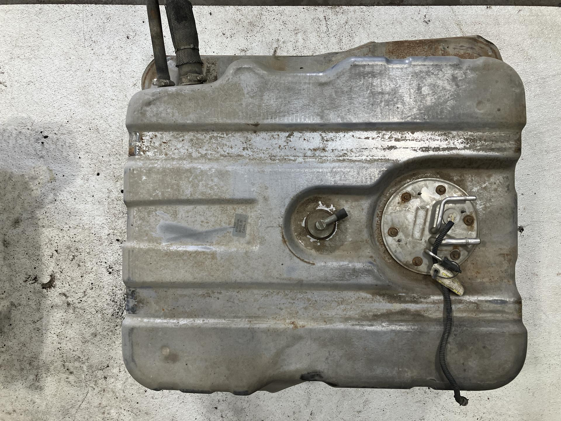 F48B | Ford F450 SUPER DUTY Fuel Tank for Sale