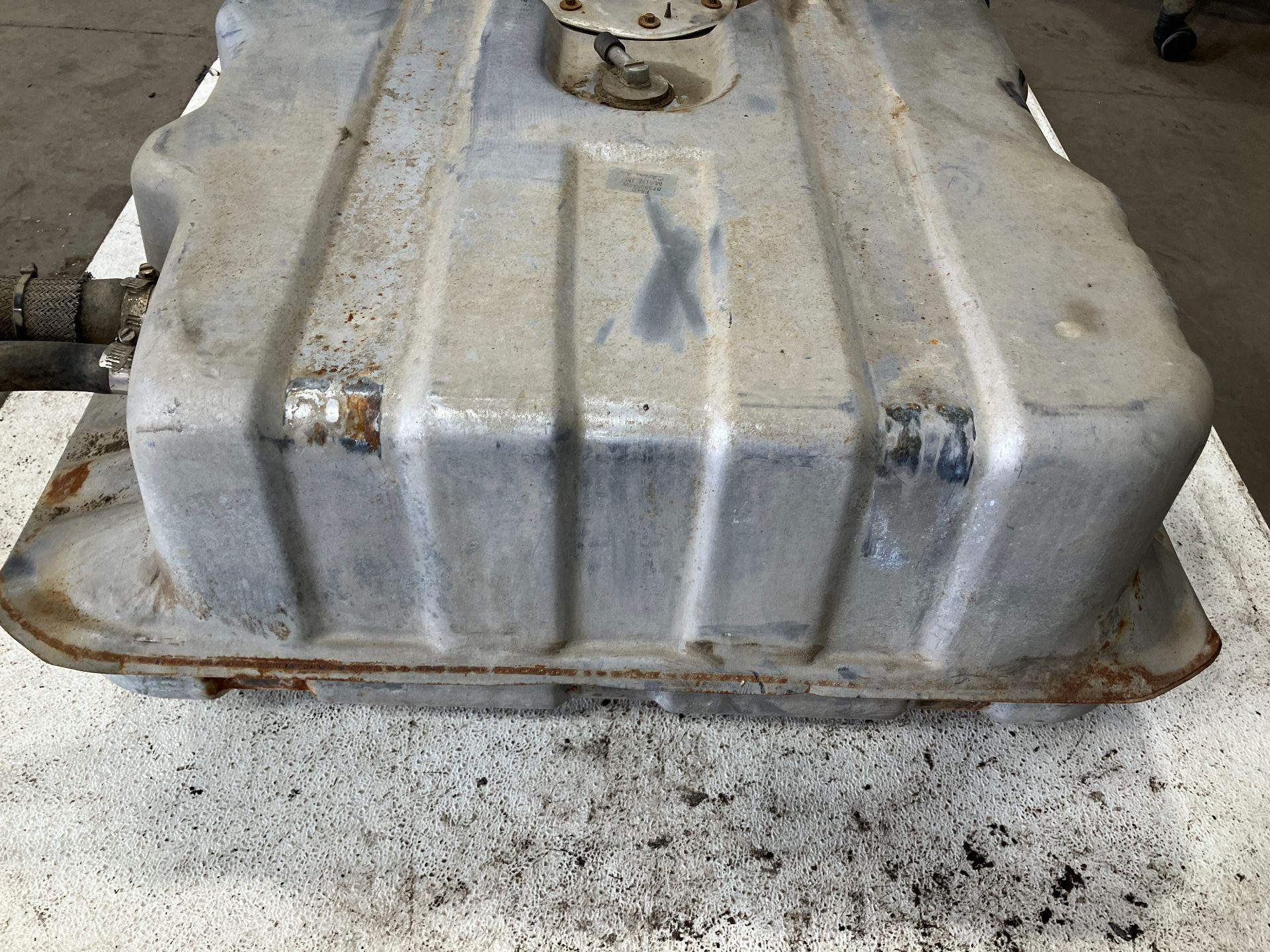 F48B | Ford F450 SUPER DUTY Fuel Tank for Sale