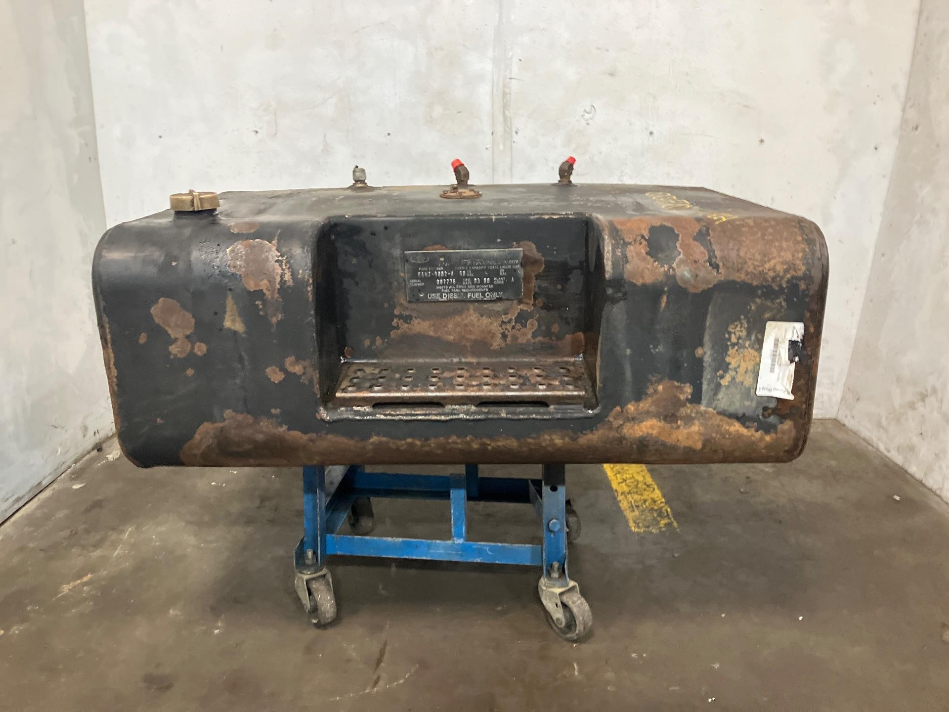 E6H7-9002-A | Ford F650 Fuel Tank for Sale