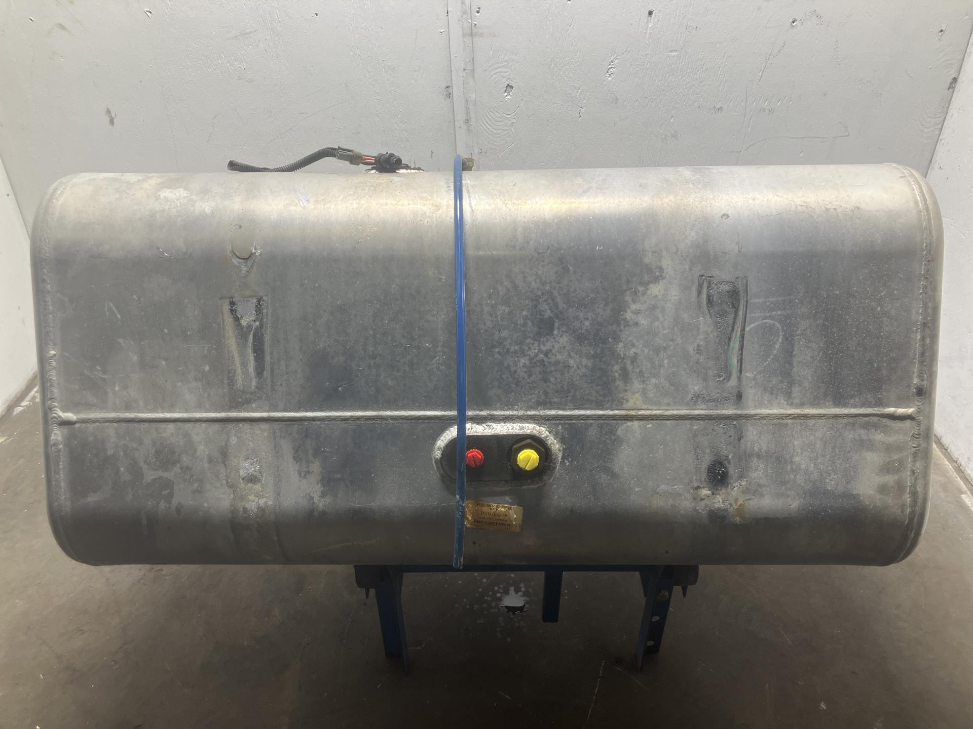 NA | Freightliner M2 106 Fuel Tank for Sale