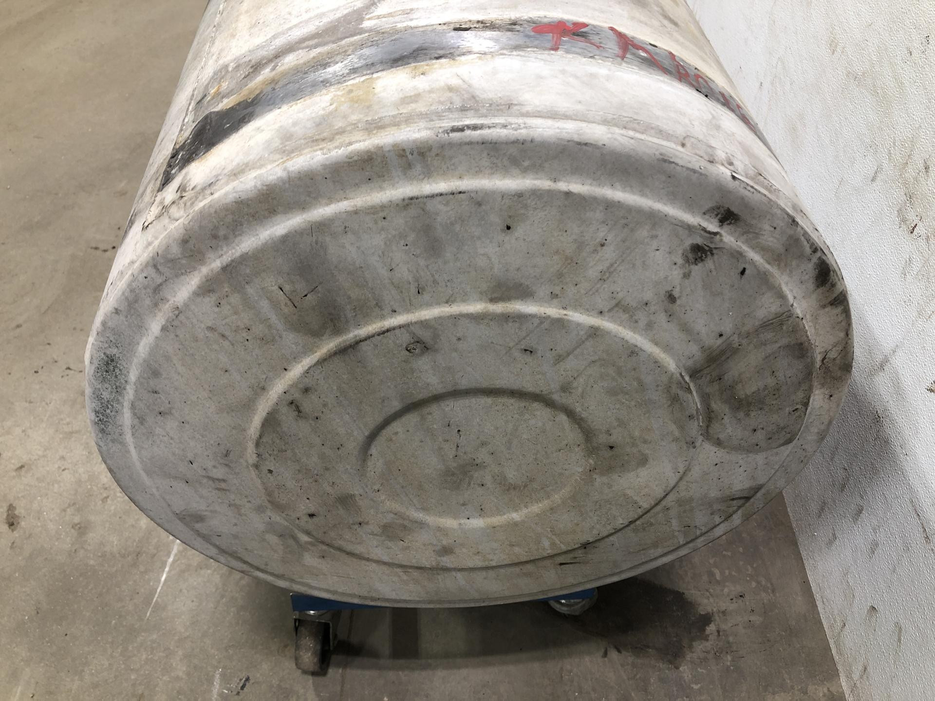 Mack RD600 Fuel Tank for Sale