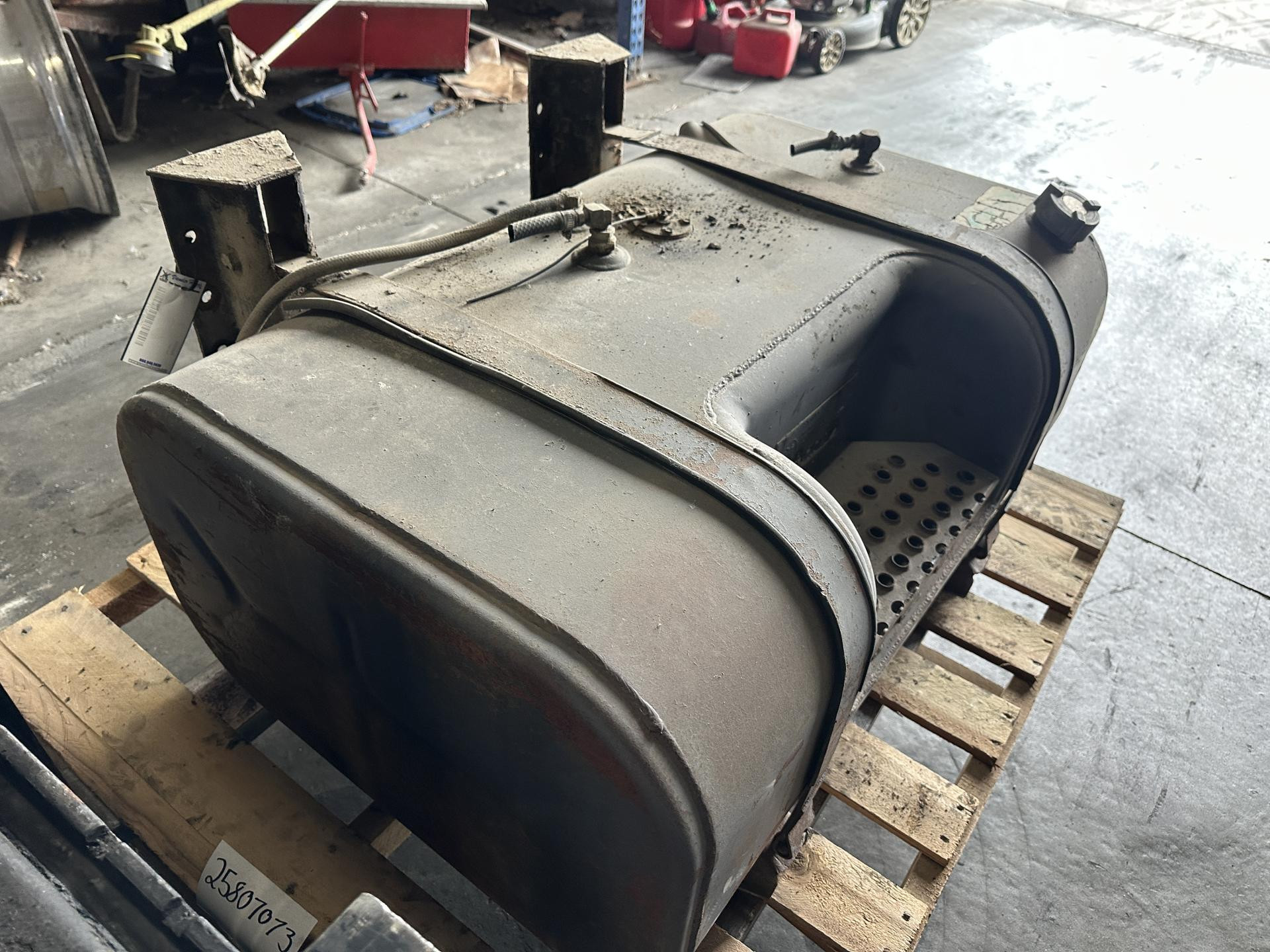 International S1900 Fuel Tank for Sale