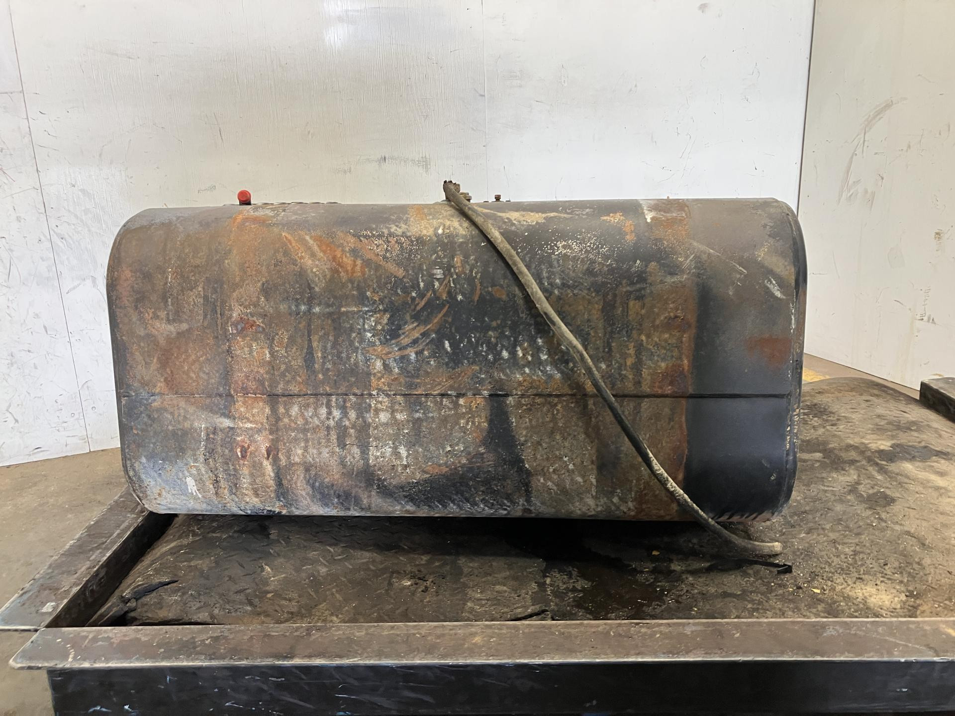 1669864C92 | International S2500 Fuel Tank for Sale
