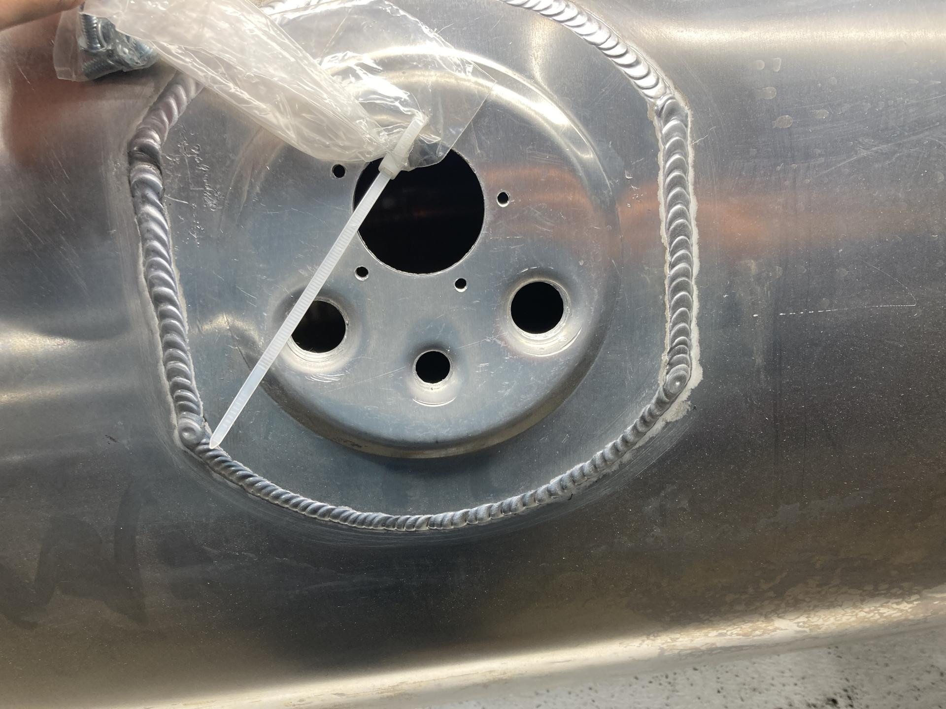 02-060012017 | Kenworth T600 Fuel Tank for Sale