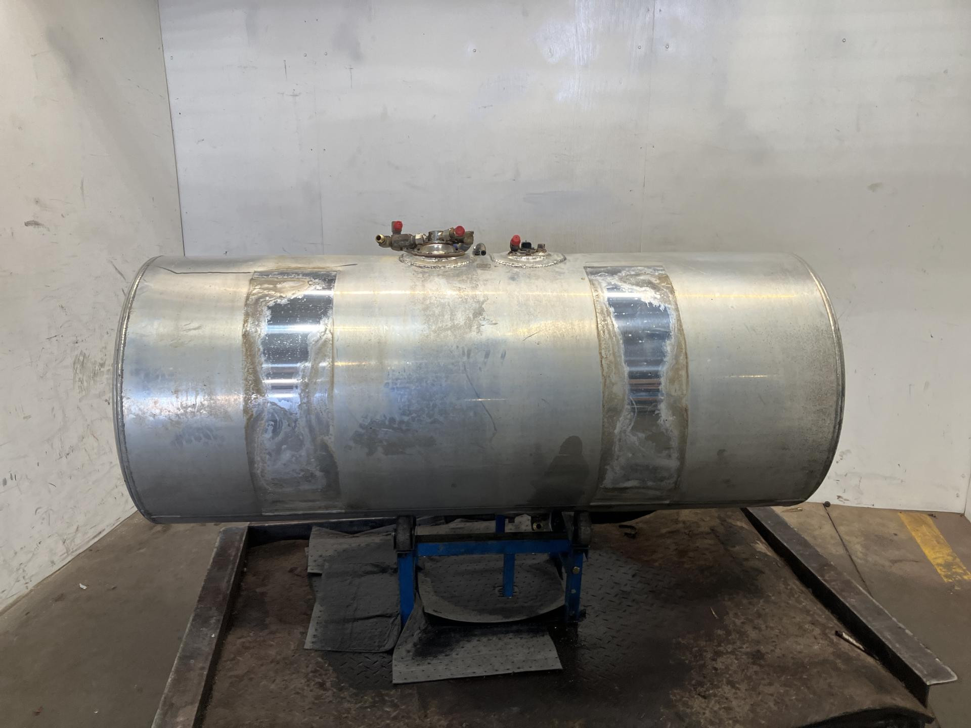 K86-1104-091P | Kenworth T660 Fuel Tank for Sale