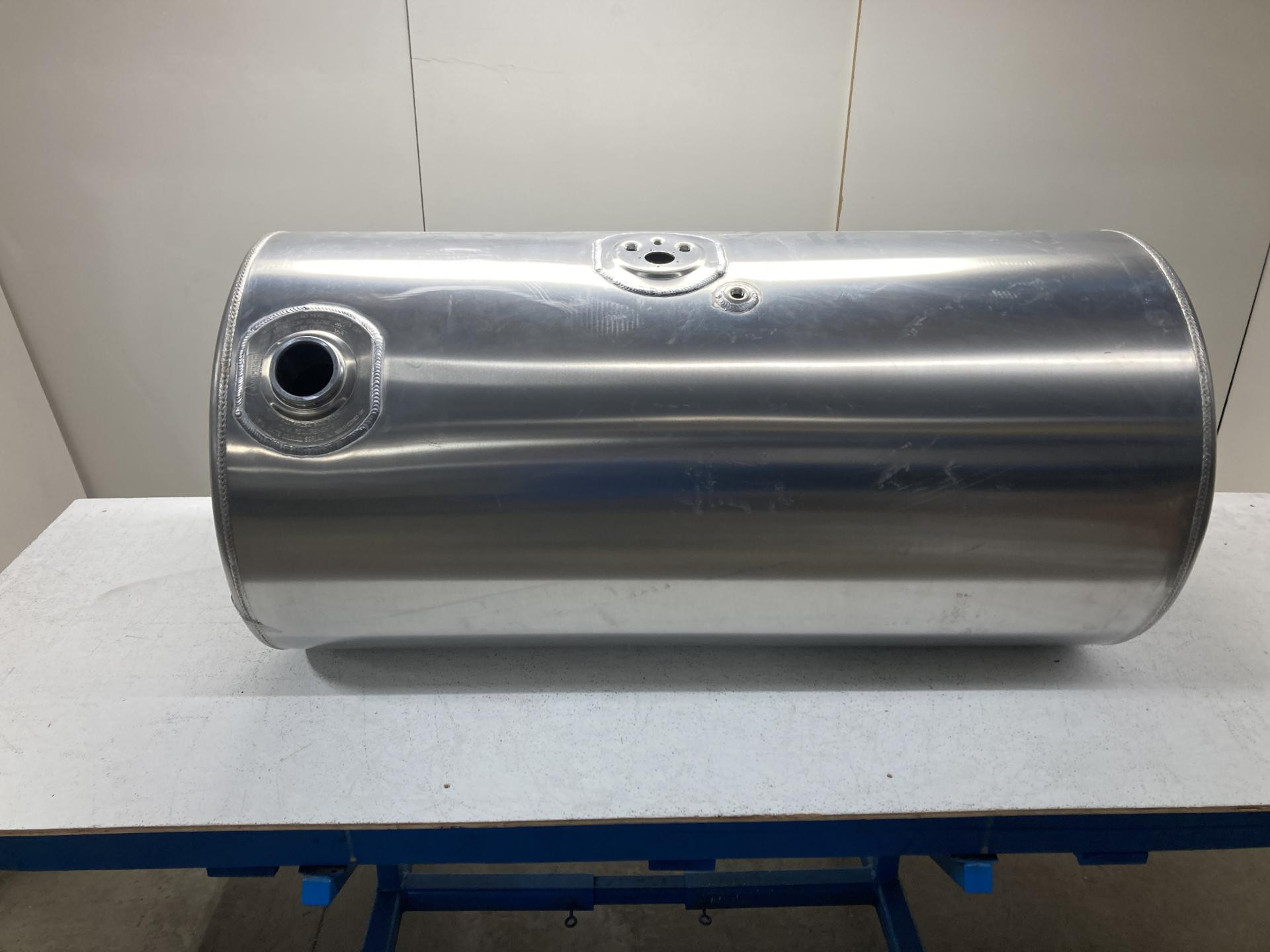 K86-1103RHL | Kenworth K260 Fuel Tank for Sale