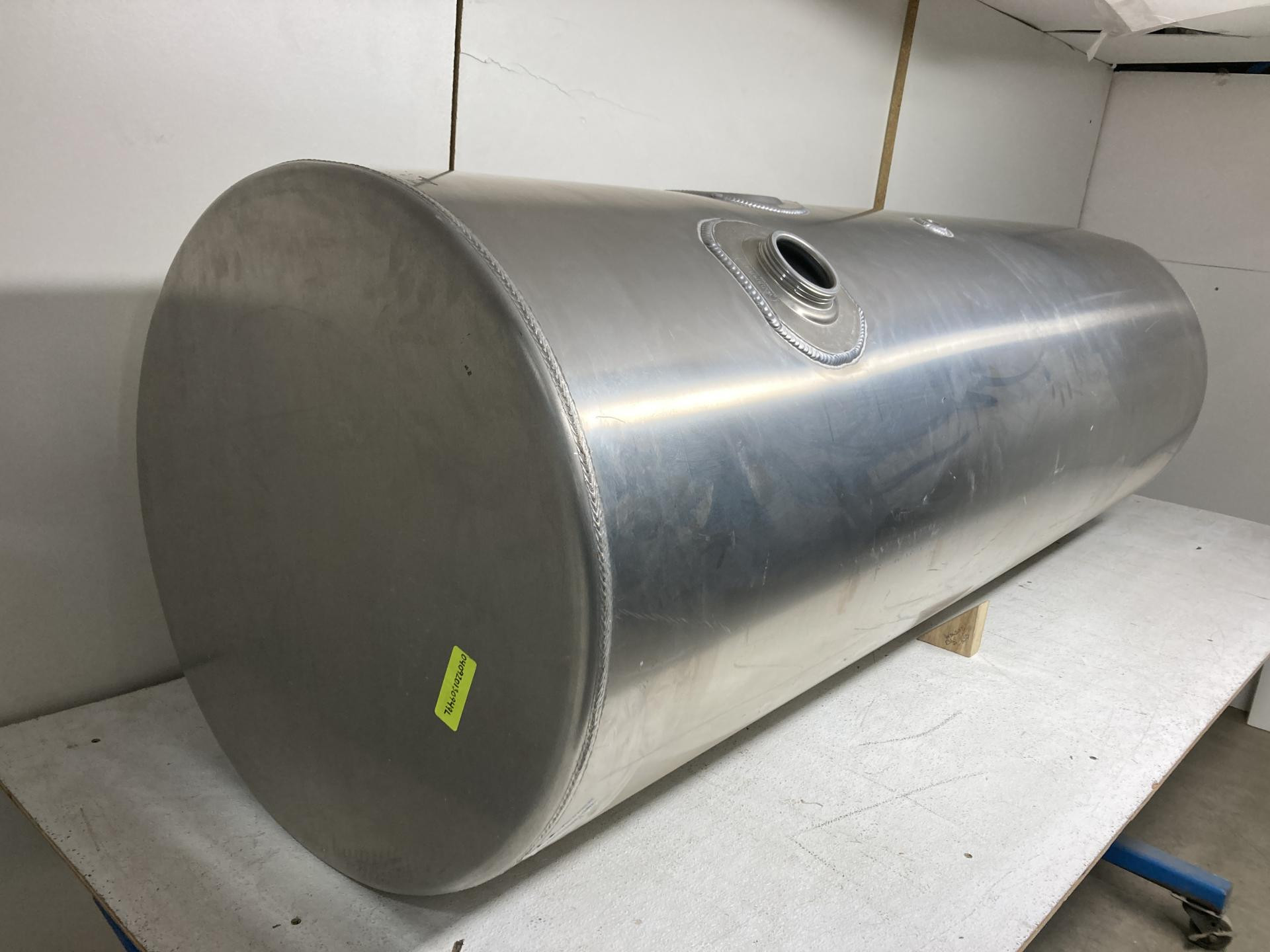 040920130949 | Kenworth T800 Fuel Tank for Sale