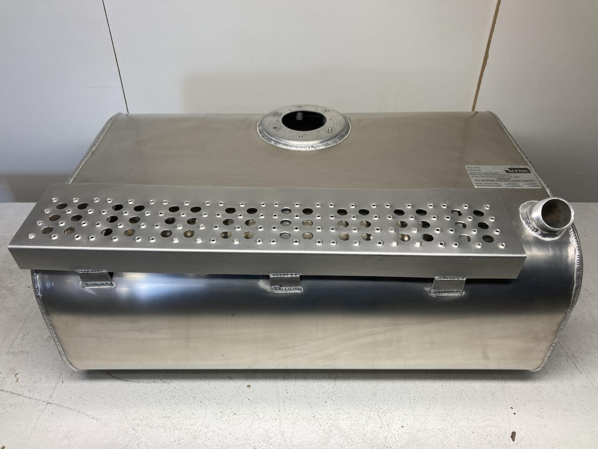 12-06005501 | GMC C6500 Fuel Tank for Sale