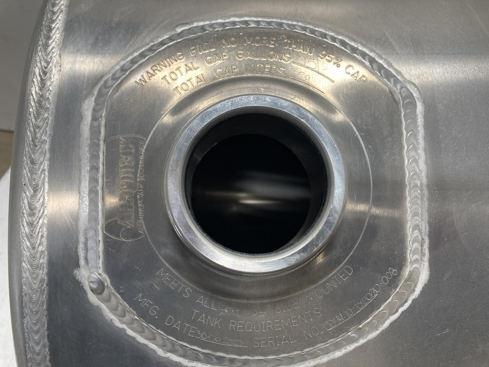 02-060010015 | Kenworth W900L Fuel Tank for Sale