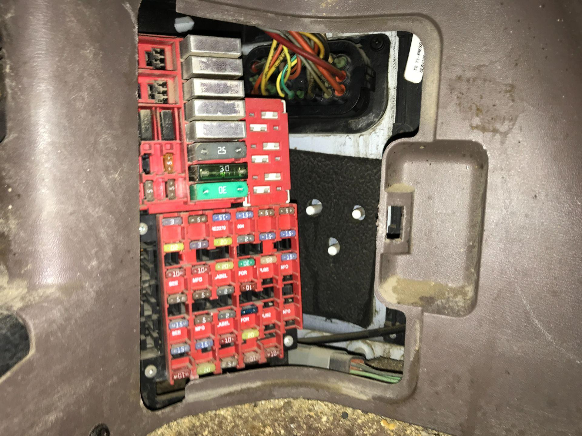 Peterbilt 389 Fuse Box for Sale