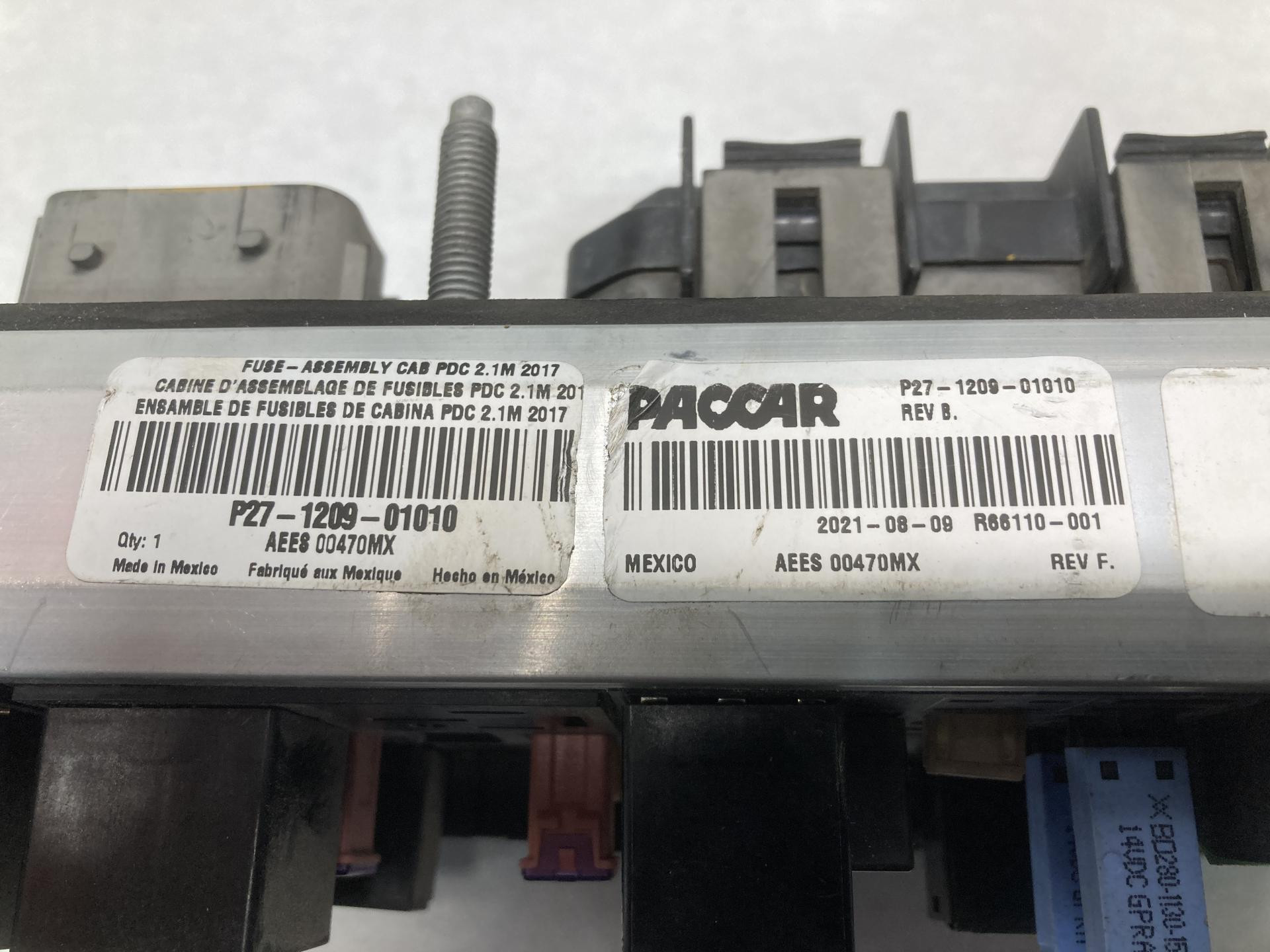 Peterbilt 567 Fuse Box for Sale